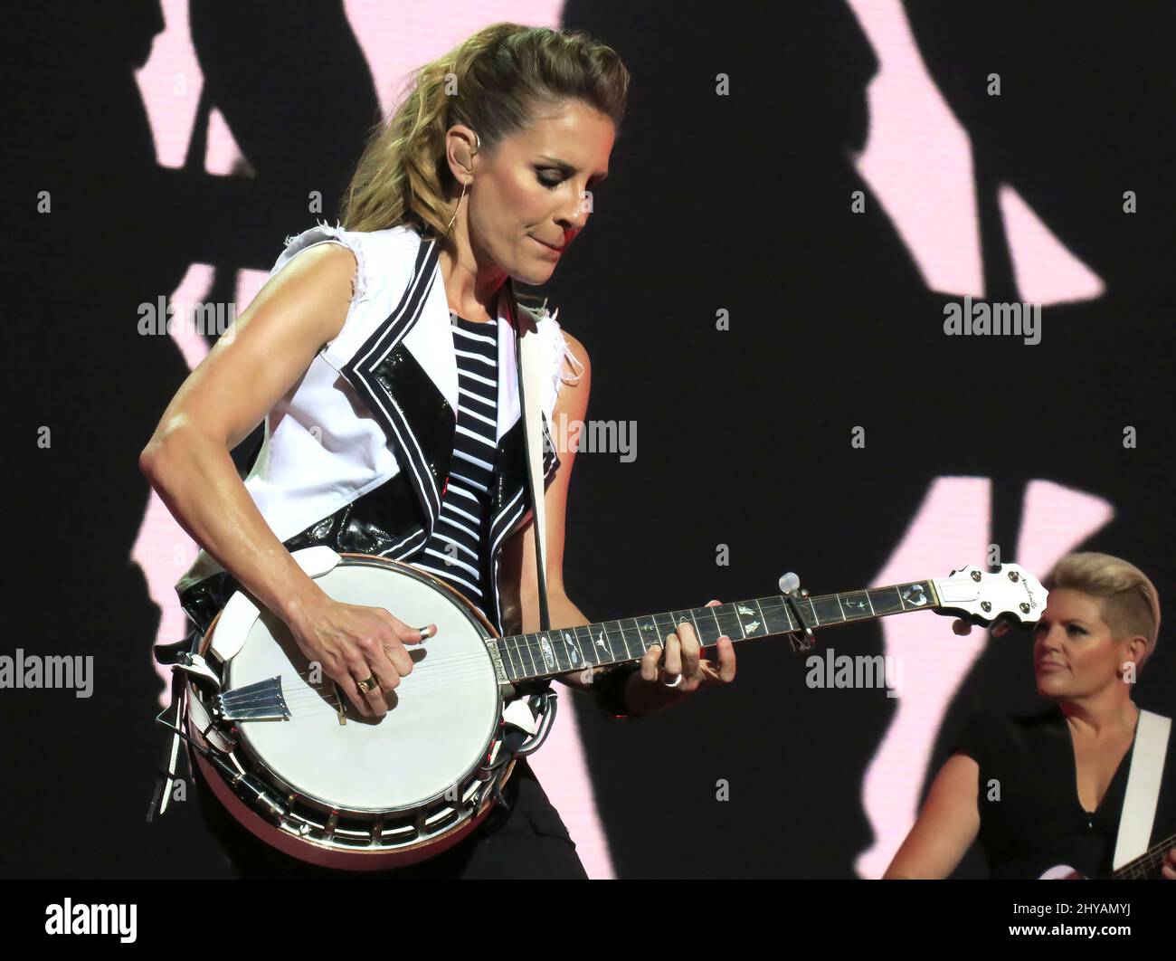 October 8, 2016 Los Angeles, CA Emily Robison Dixie Chicks World Tour ...