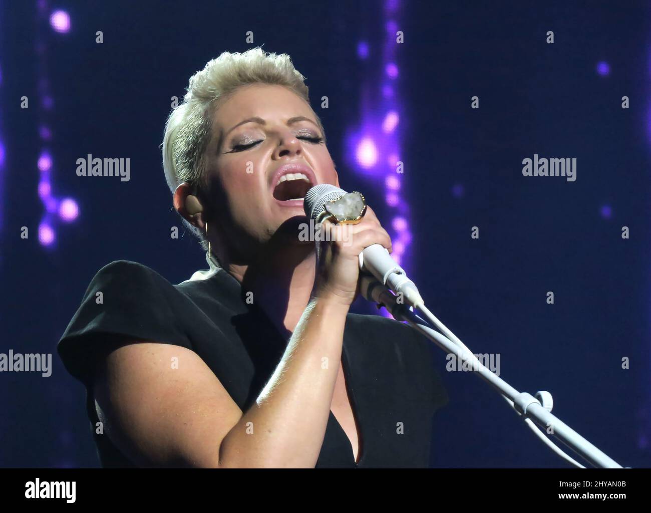 October 8, 2016 Los Angeles, CA Natalie Maines Dixie Chicks World Tour ...