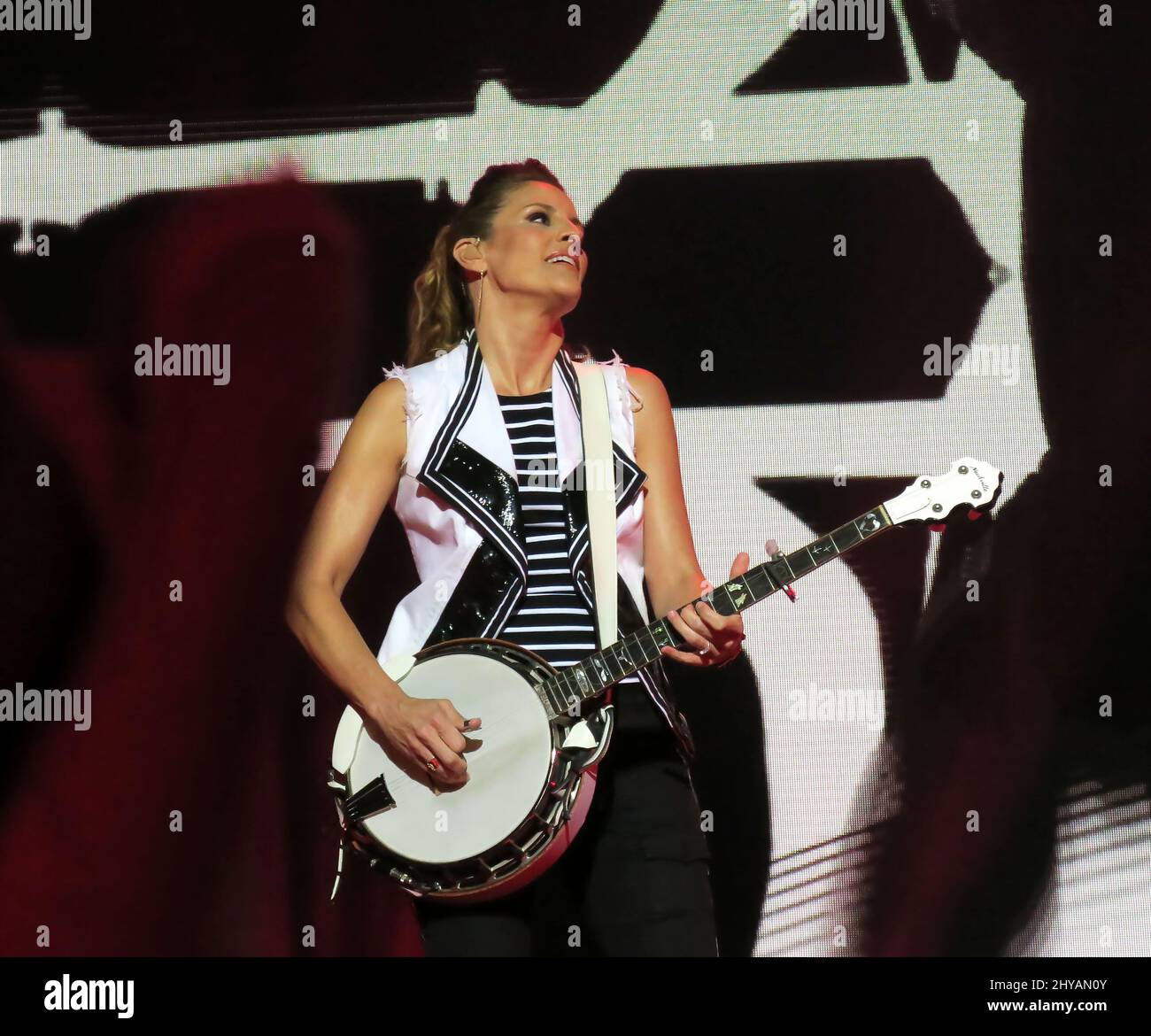 October 8, 2016 Los Angeles, CA Emily Robison Dixie Chicks World Tour ...