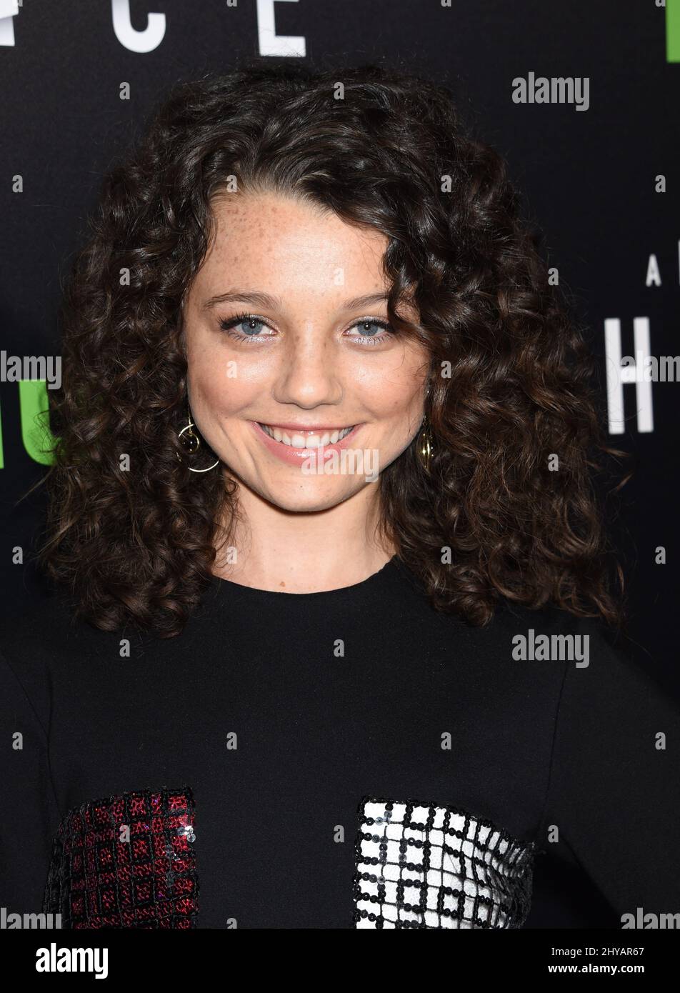 Stefania Owen And Annasophia Robb