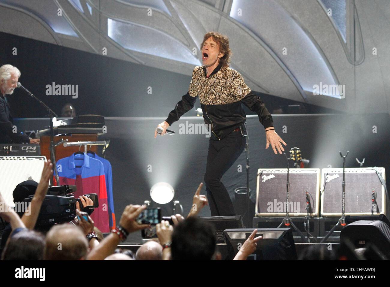Mick Jagger of The Rolling Stones performs at The Rolling Stones in ...