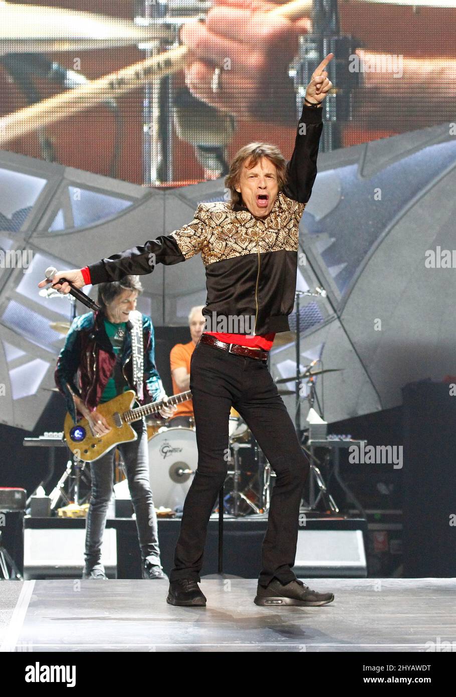 Mick Jagger of The Rolling Stones performs at The Rolling Stones in ...