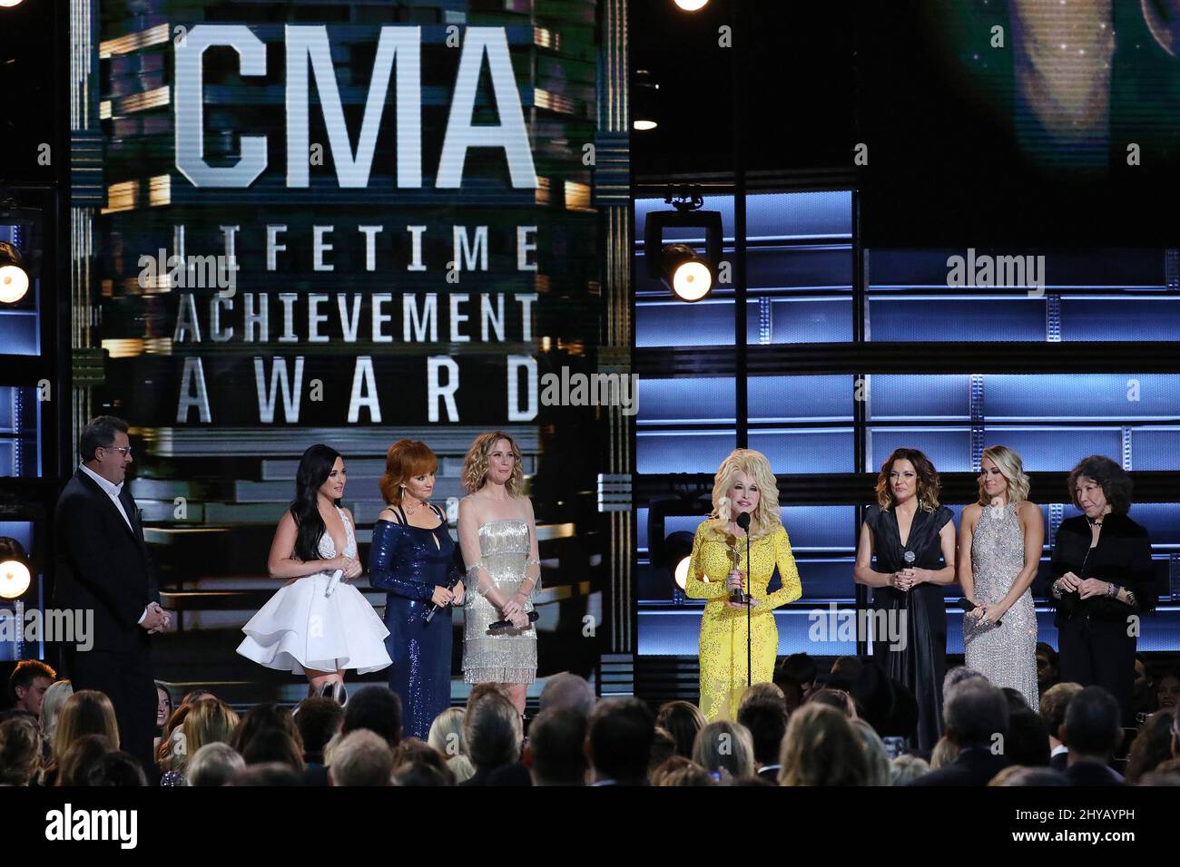 Vince Gill and Reba McEntire and Jennifer Nettles and Dolly Parton and ...