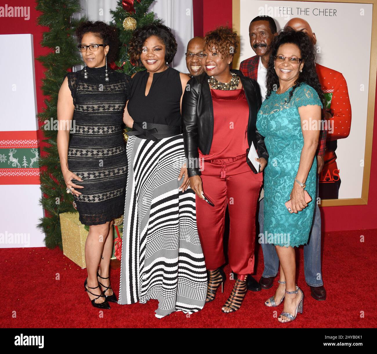 Mo'Nique and family arrives at Universal's Almost Christmas premiere ...