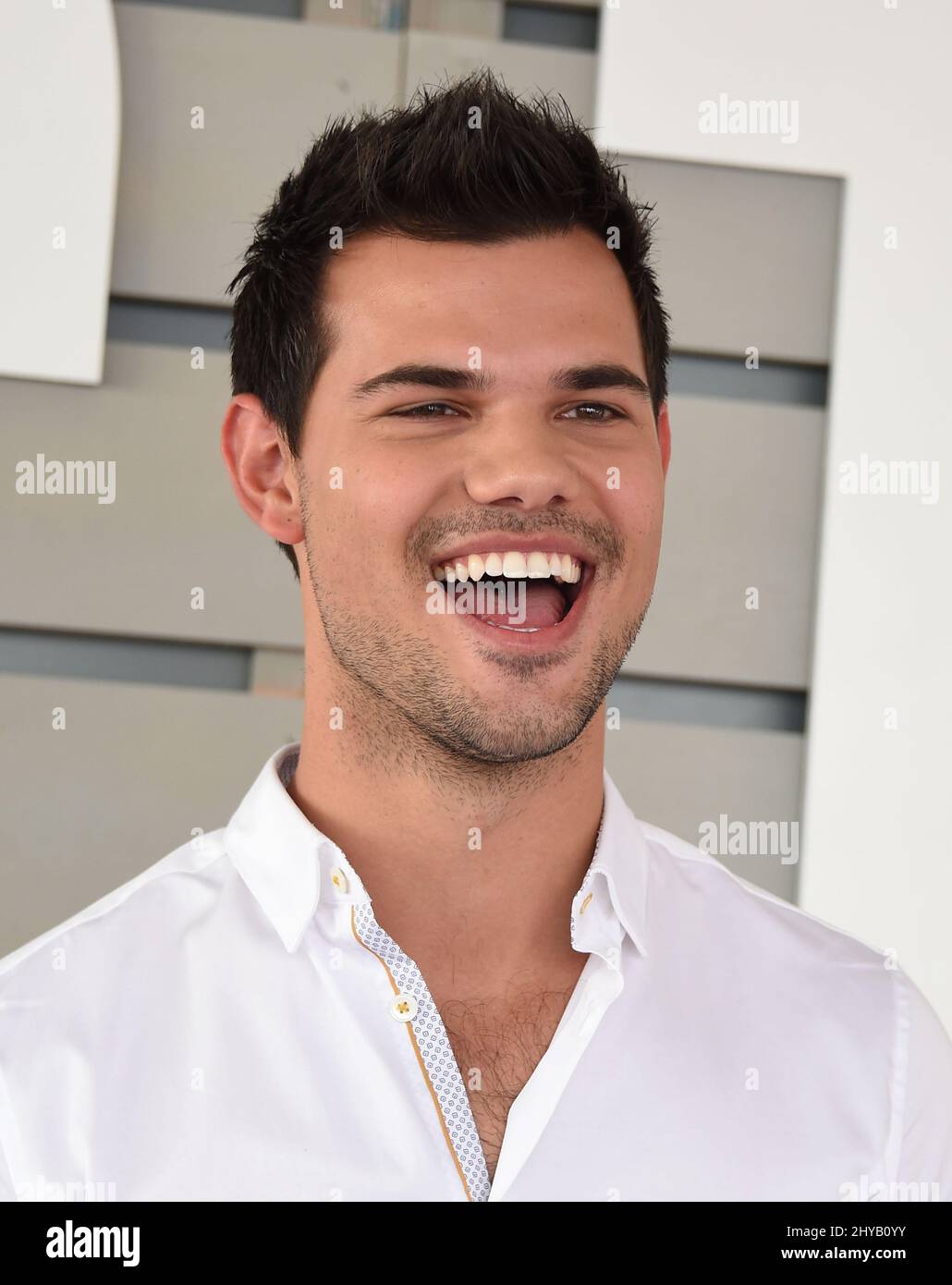 Taylor Lautner attends the 33rd running of the Breeders'Cup World ...