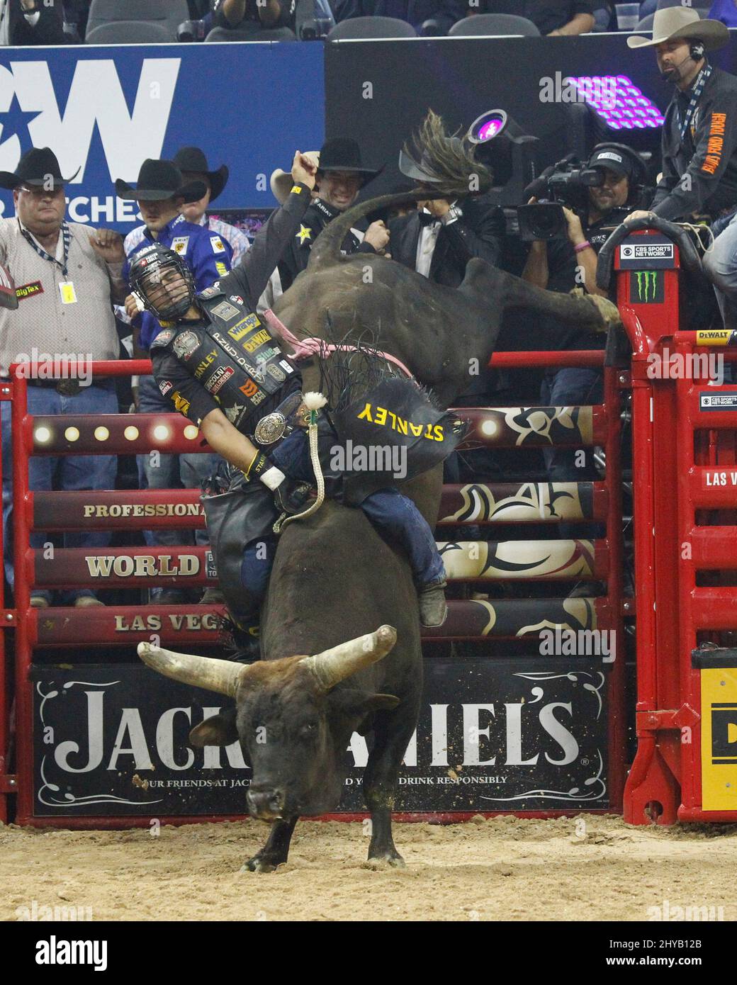November 4, 2016 Las Vegas, NV. Silvano Alves on the bull "Holey Kat ...