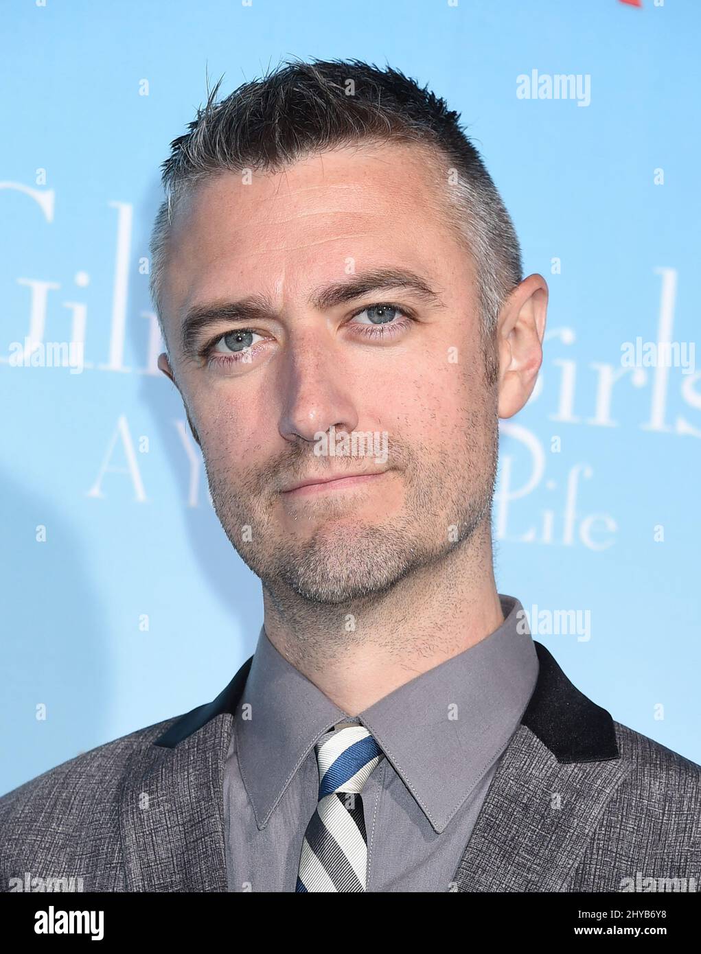 Sean Gunn attends the "Gilmore Girls: A Year In The Life" premiere by ...