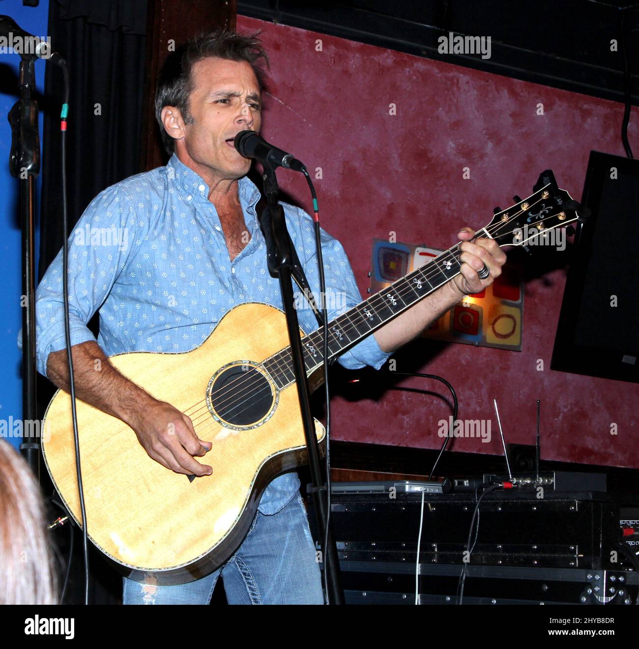 Scott Reeves of Port Chuck performs at Govenor's @ The Brokerage in New ...