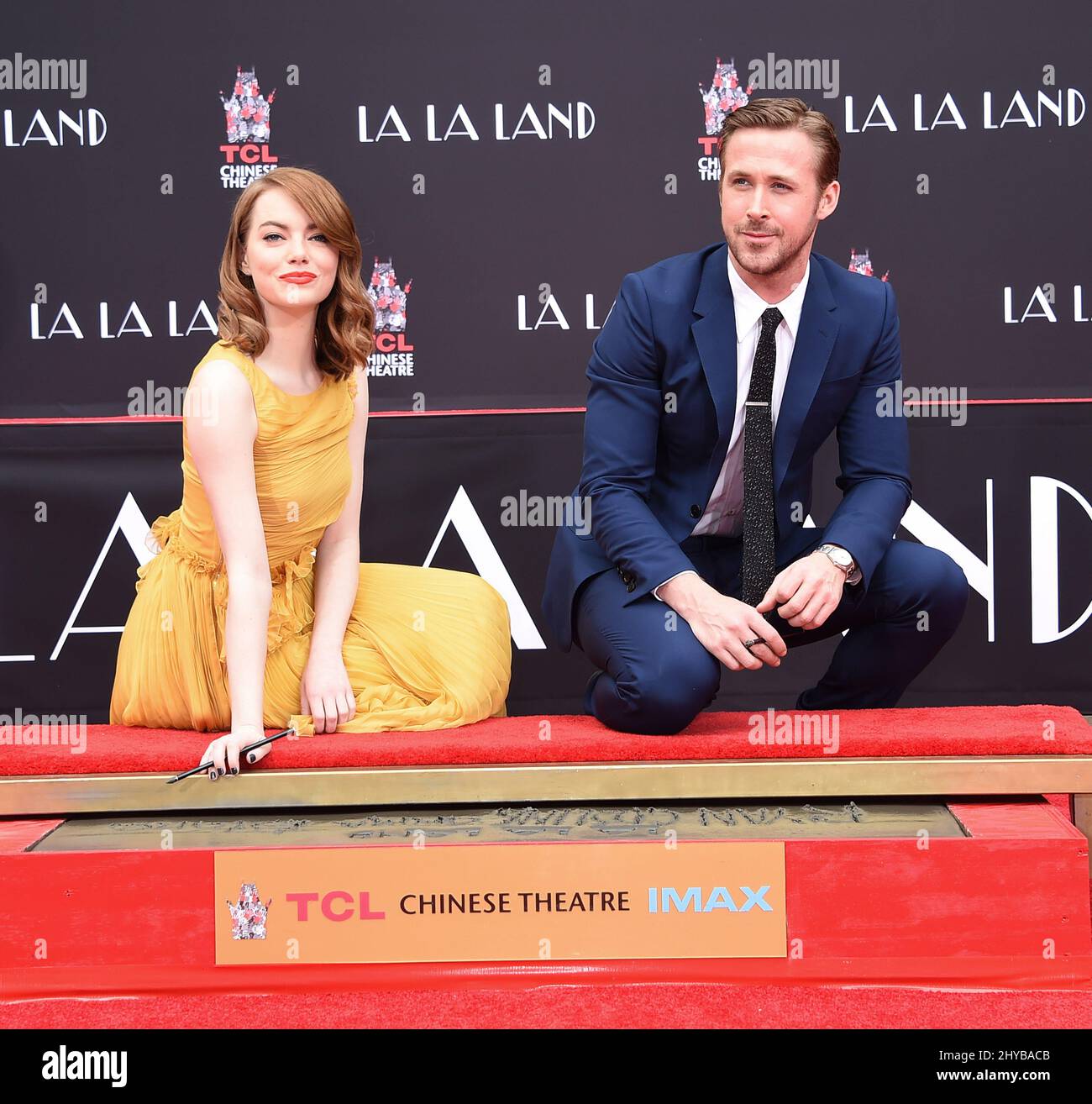 Emma Stone and Ryan Gosling at their hand and footprint ceremony in ...