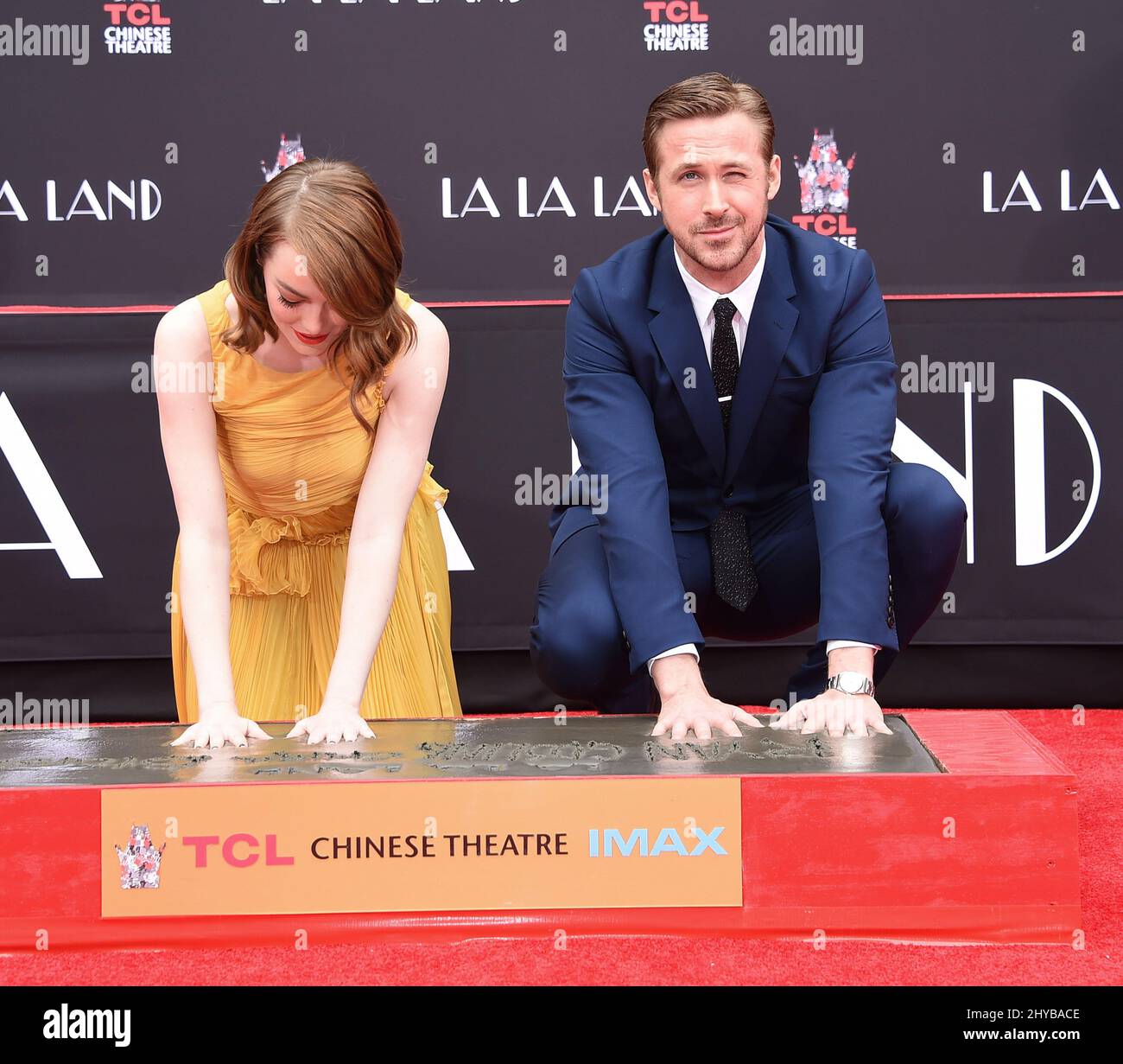 Emma Stone and Ryan Gosling at their hand and footprint ceremony in ...