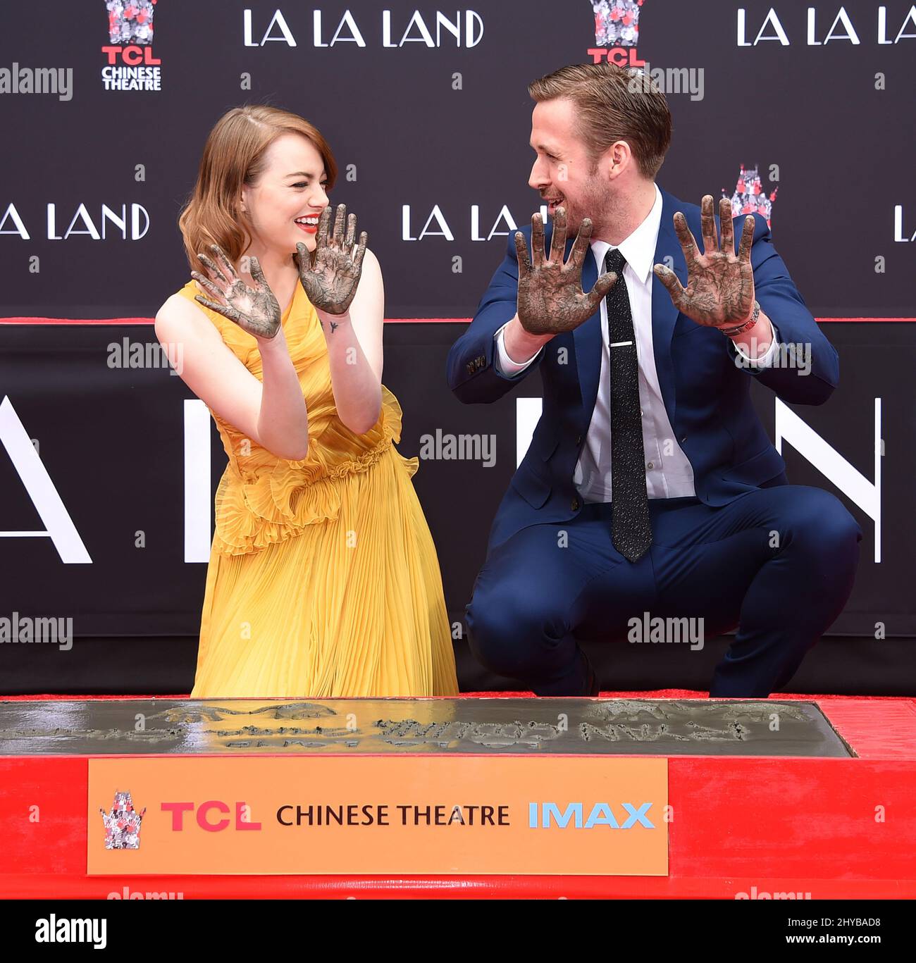 Emma Stone and Ryan Gosling at their hand and footprint ceremony in ...