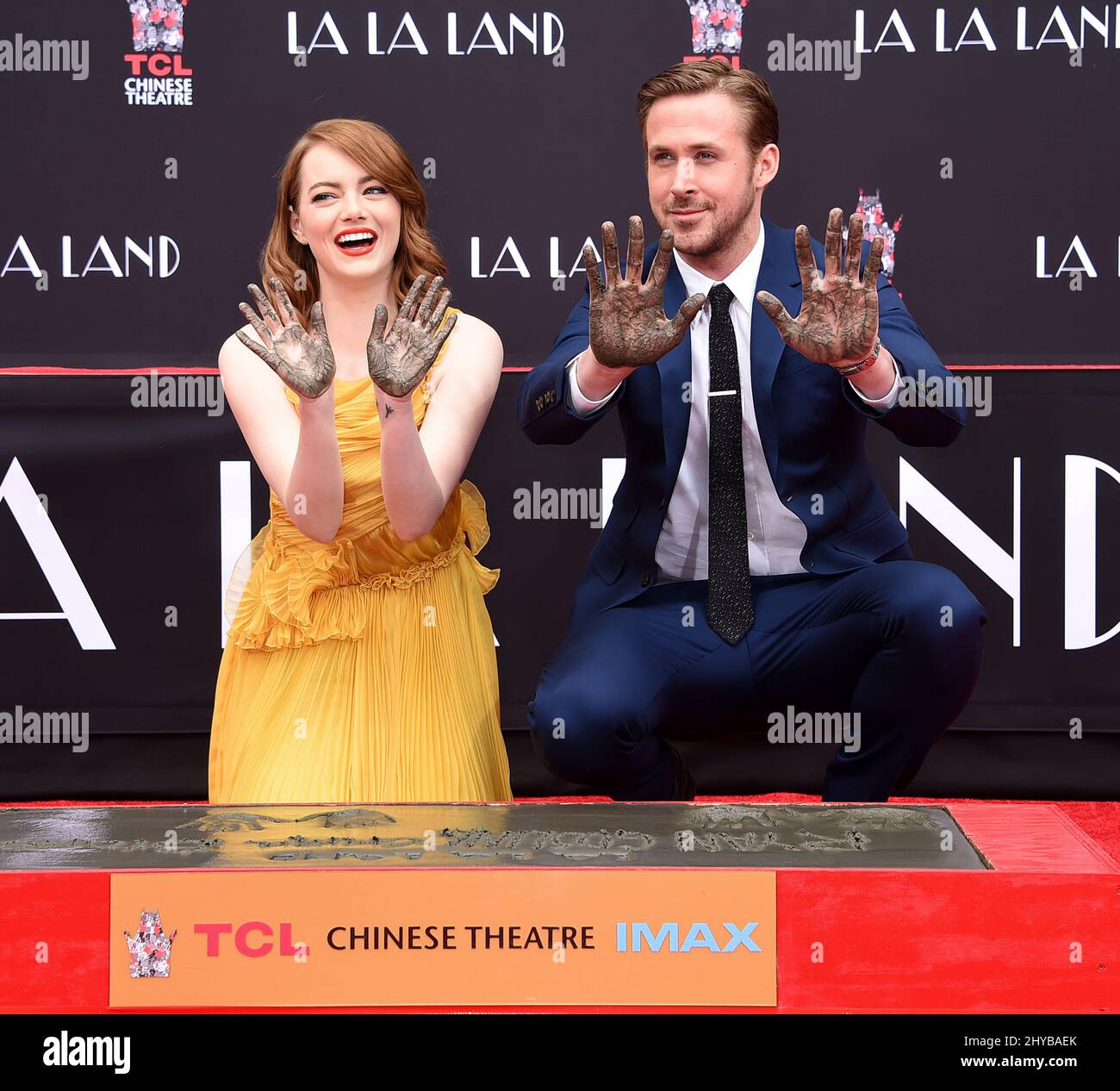 Emma Stone and Ryan Gosling at their hand and footprint ceremony in ...