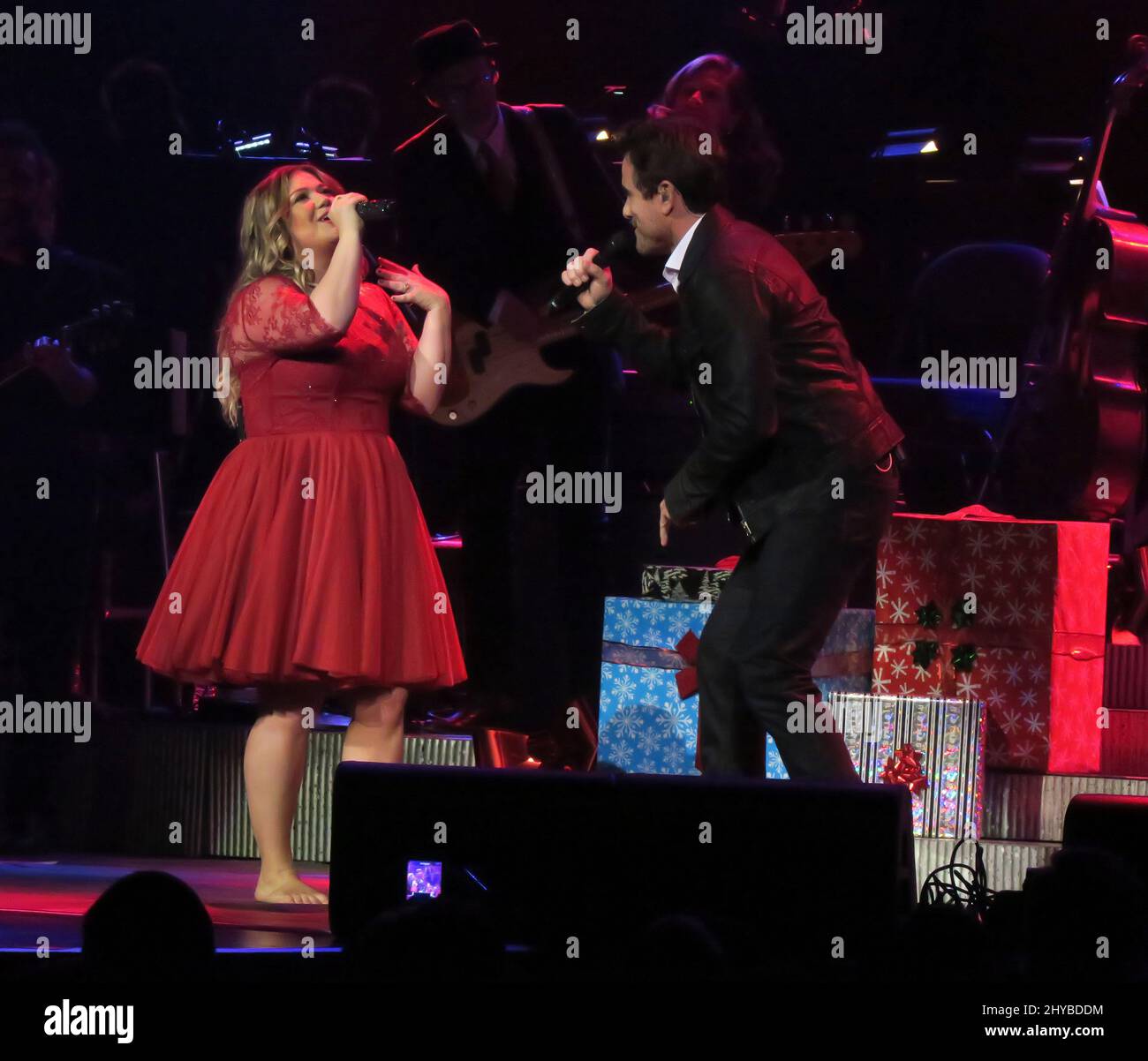 Kelly Clarkson and Charles Esten performing during Kelly Clarkson's ...