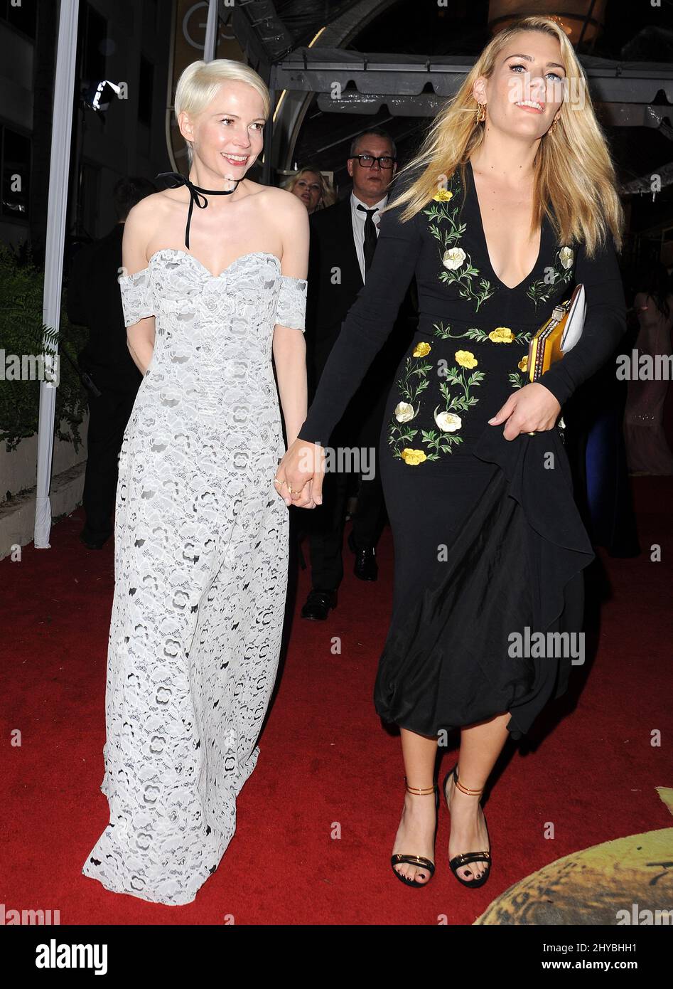 Michelle williams busy philipps hi-res stock photography and images - Alamy