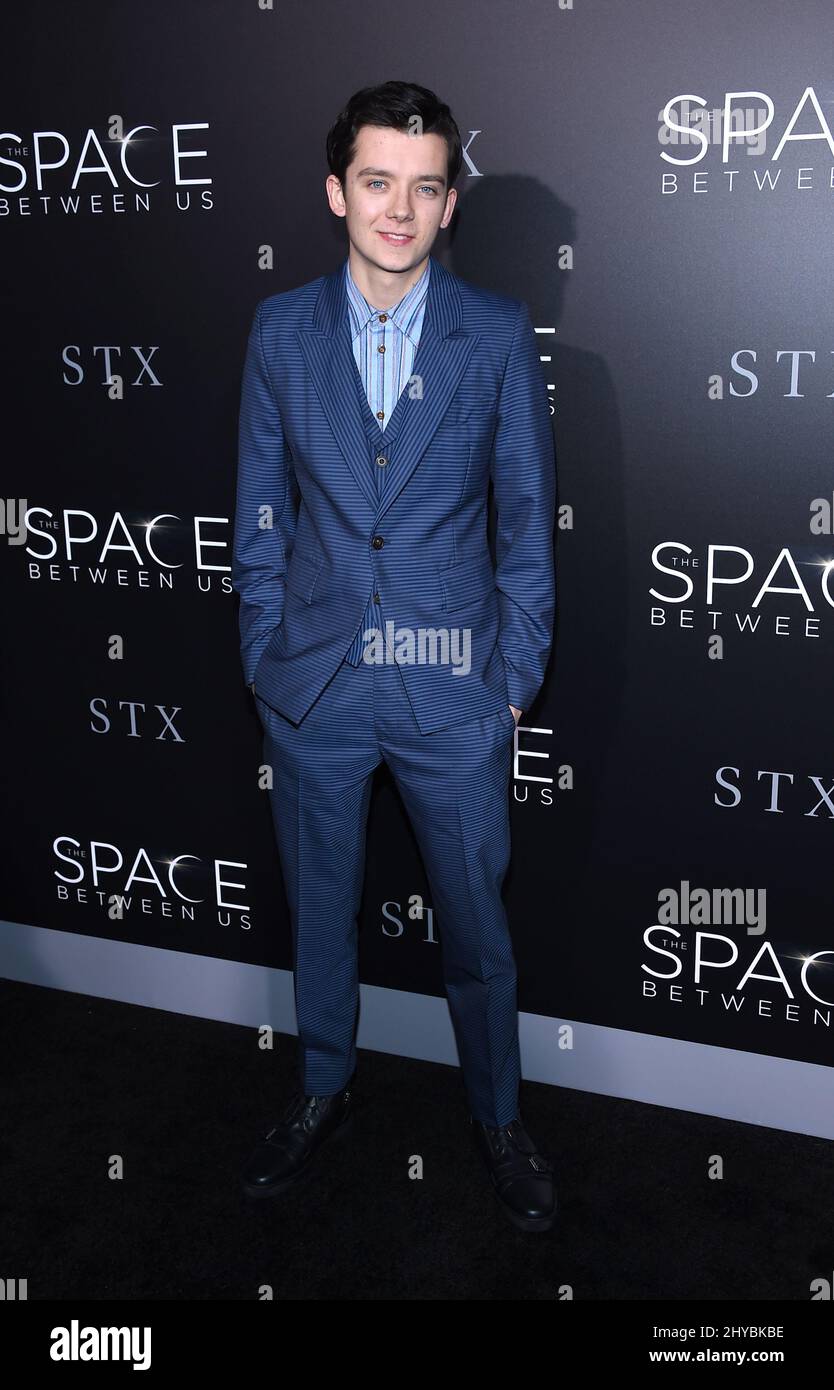 Asa Butterfield attending the premiere of The Space Between Us in Los ...
