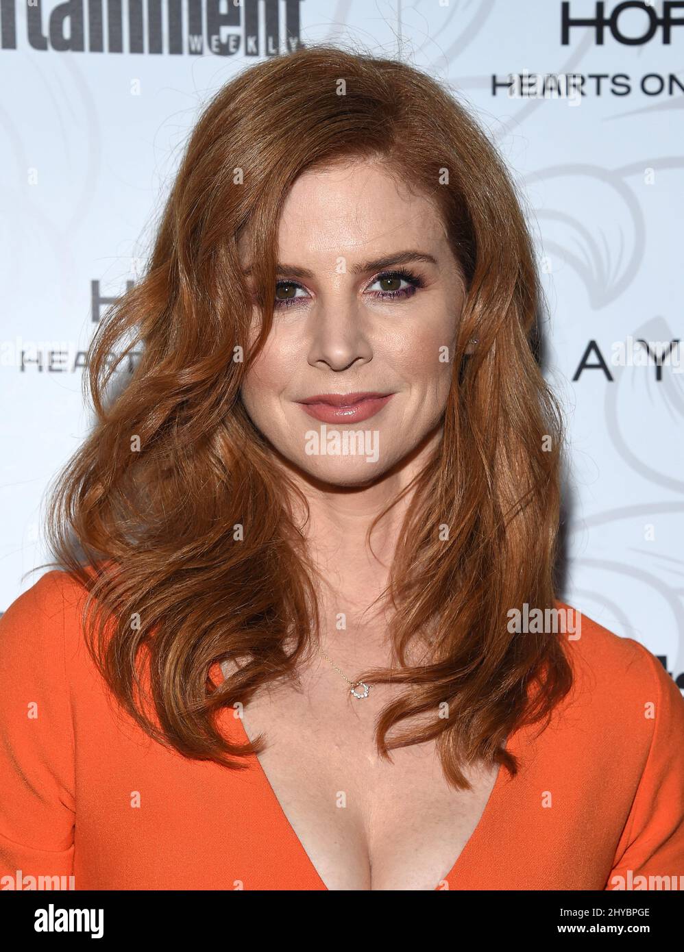 Sarah Rafferty Wallpaper