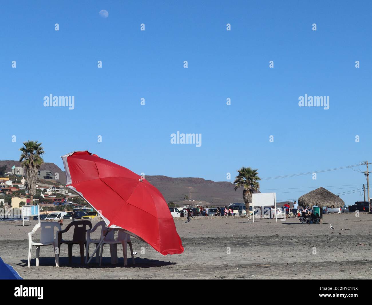 Beach trestles hi-res stock photography and images - Alamy