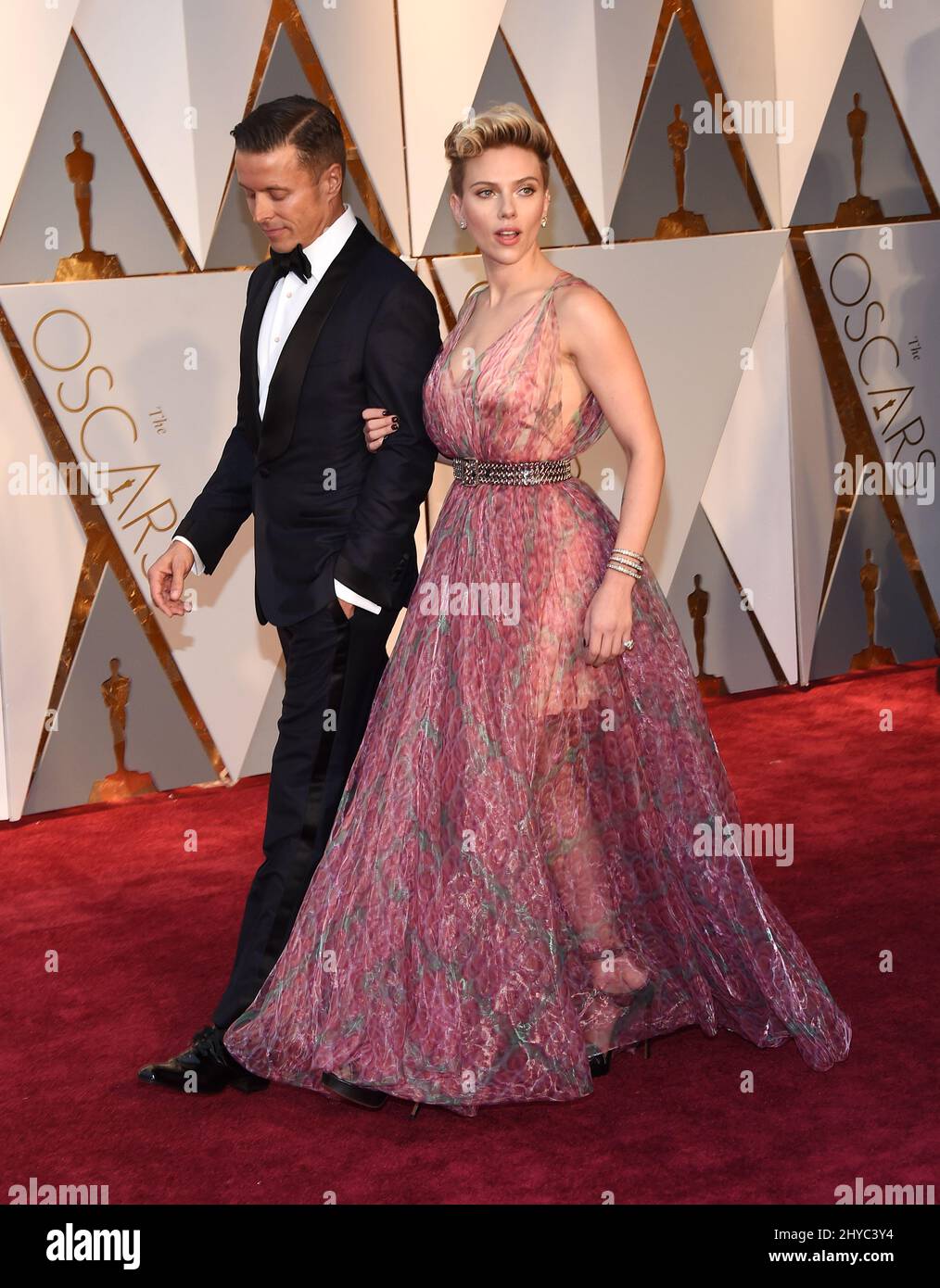 Scarlett Johansson, Joe Machota at the 89th Academy Awards held at the ...