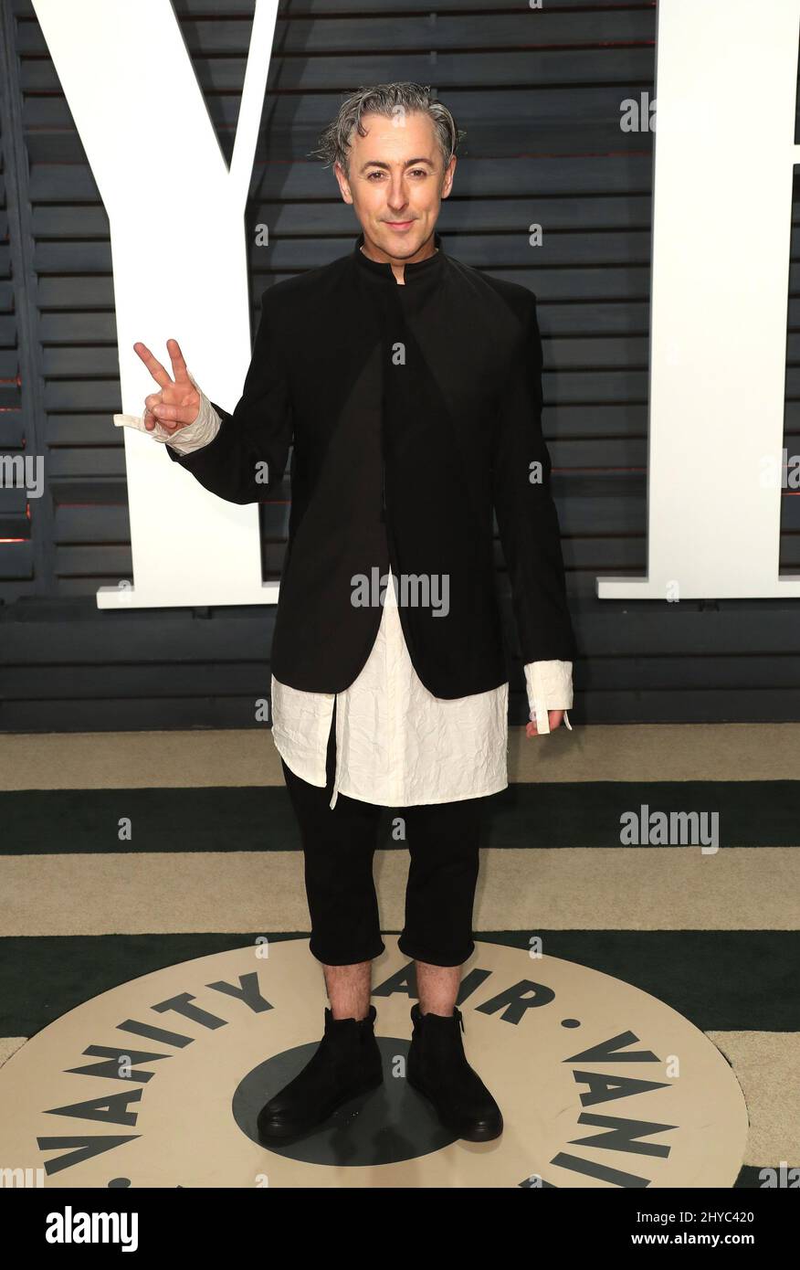 Alan Cumming at 2017 Vanity Fair Oscar Party hosted by Graydon Carter ...