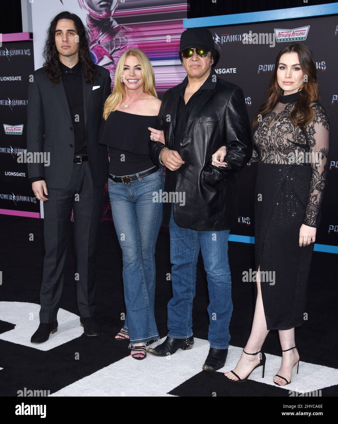 Gene simmons shannon tweed nick simmons sophie simmons hi-res stock ...