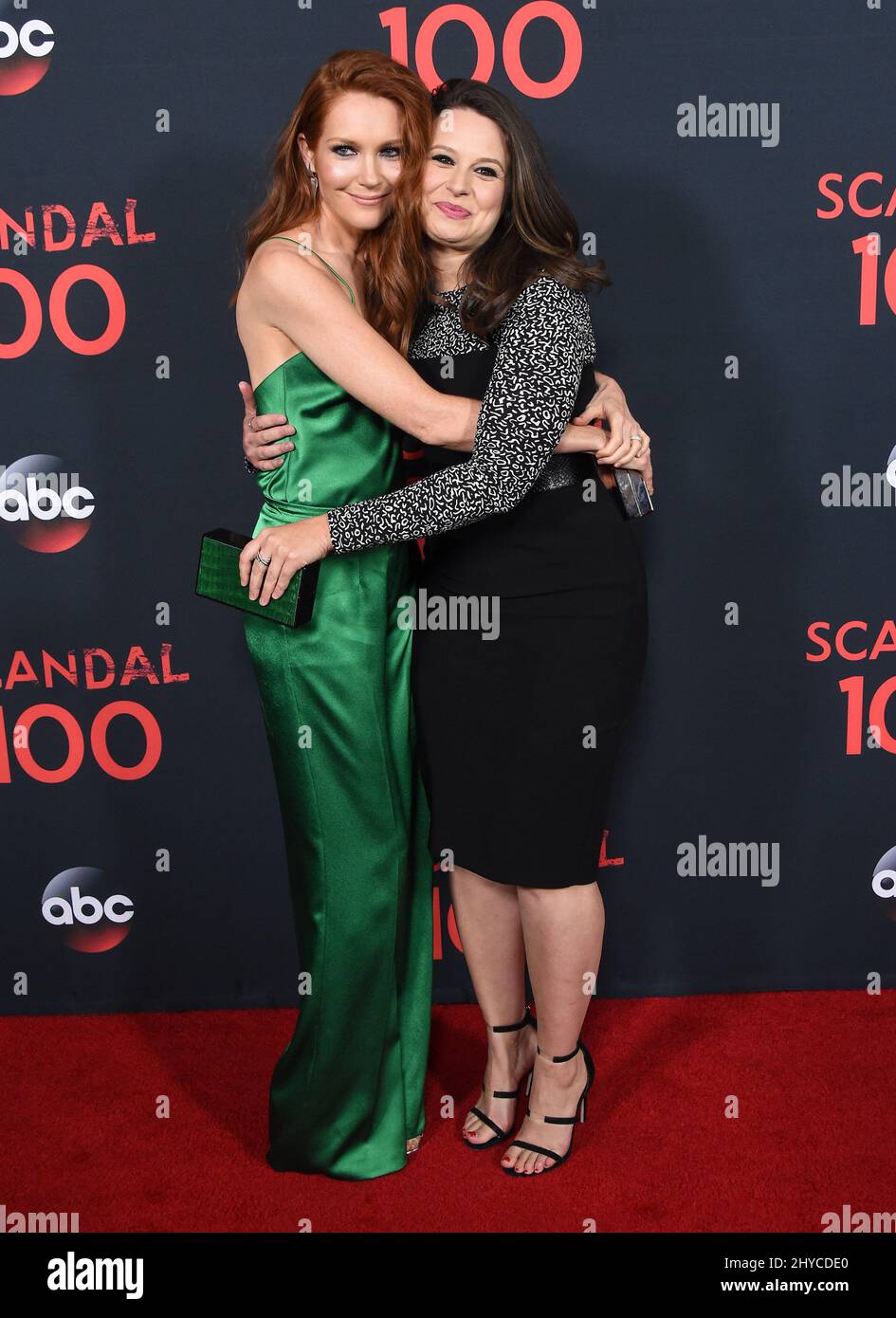 Darby stanchfield katie lowes hi-res stock photography and images - Alamy