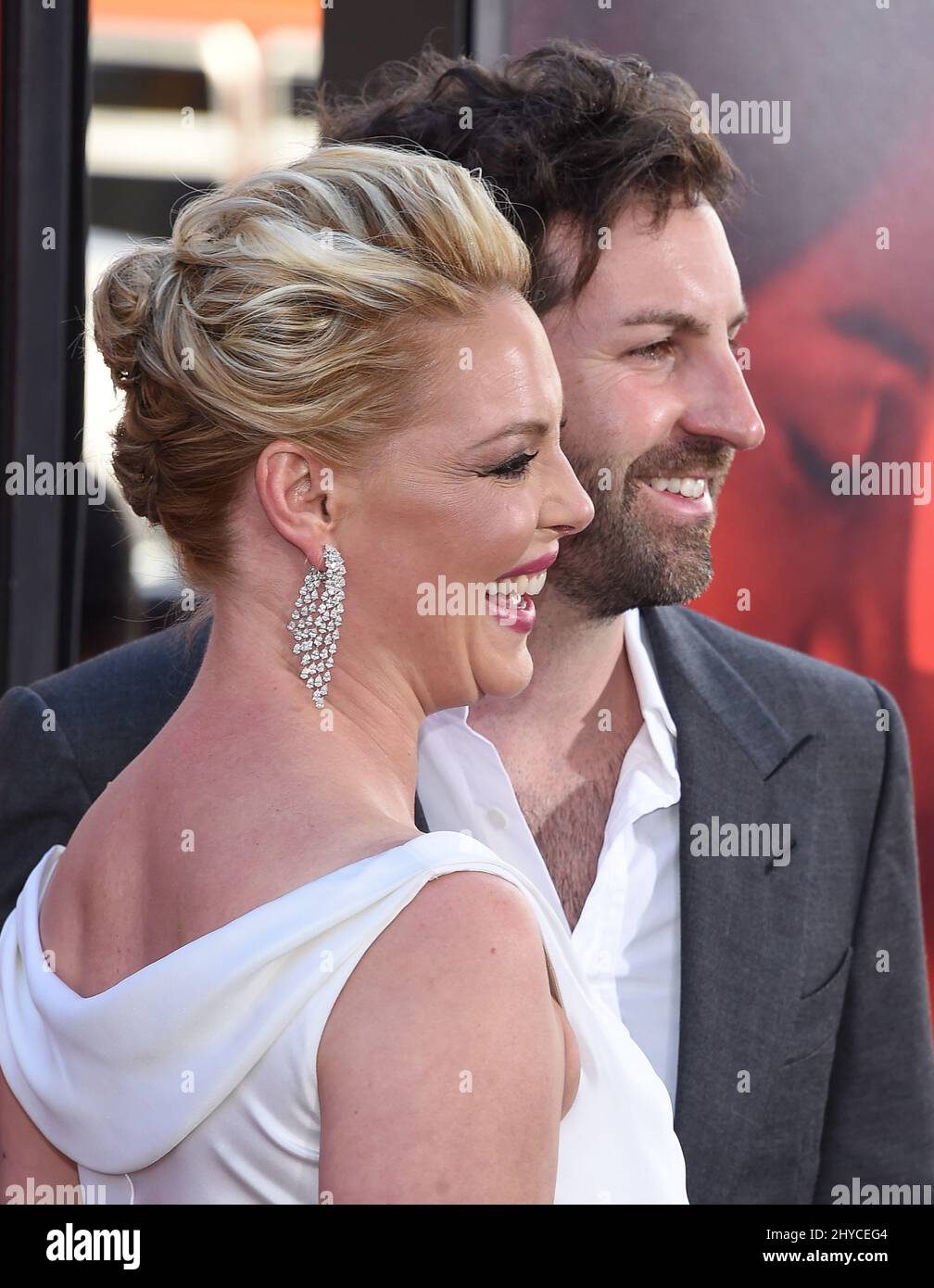 Katherine Heigl and Josh Kelley attending the Los Angeles premiere of ...