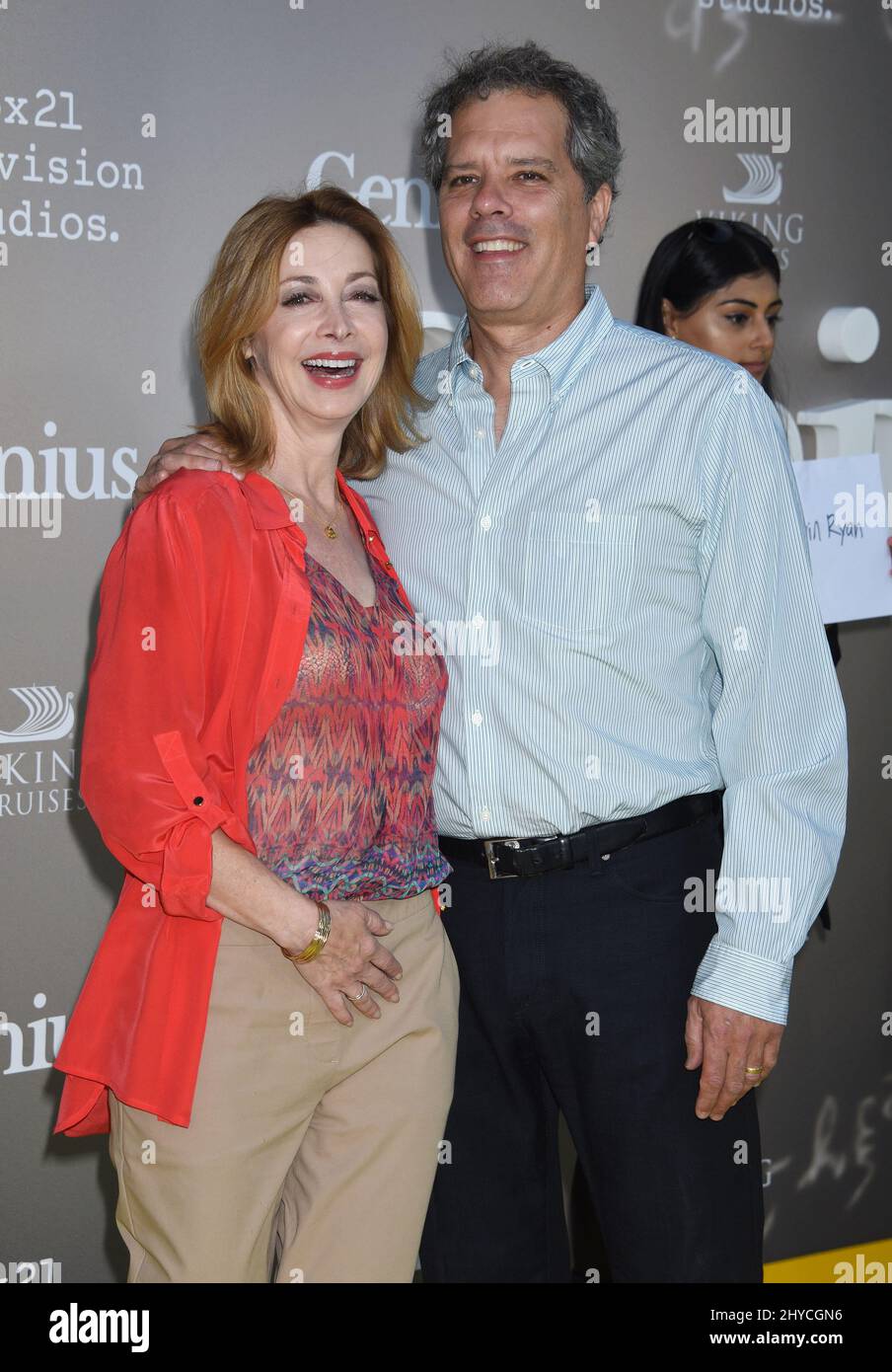Sharon lawrence and tom apostle hi-res stock photography and images - Alamy