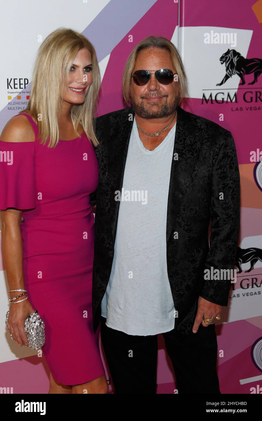 Vince neil and rain hannah hi-res stock photography and images - Alamy