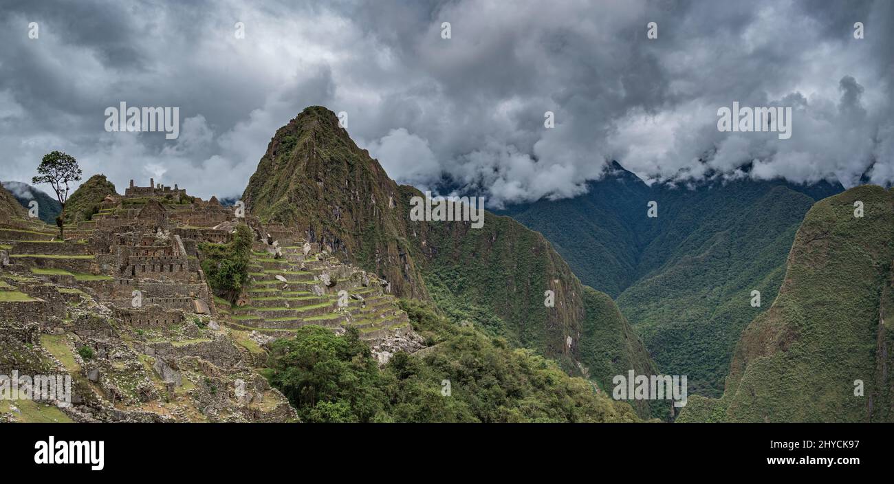 Beautiful shot of the Cusco Peru Machu Picchu Stock Photo - Alamy