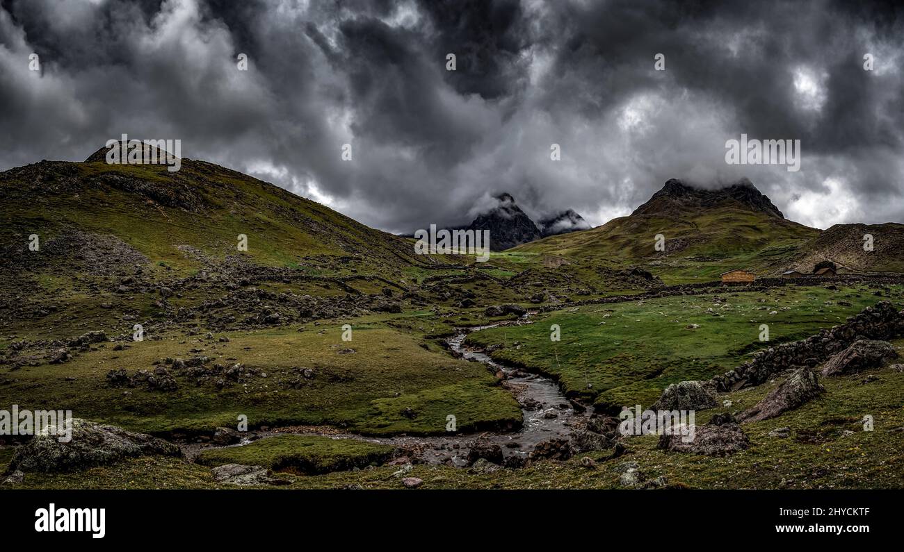 Mountains, clouds surrounding seven lakes hike, Peru Stock Photo - Alamy