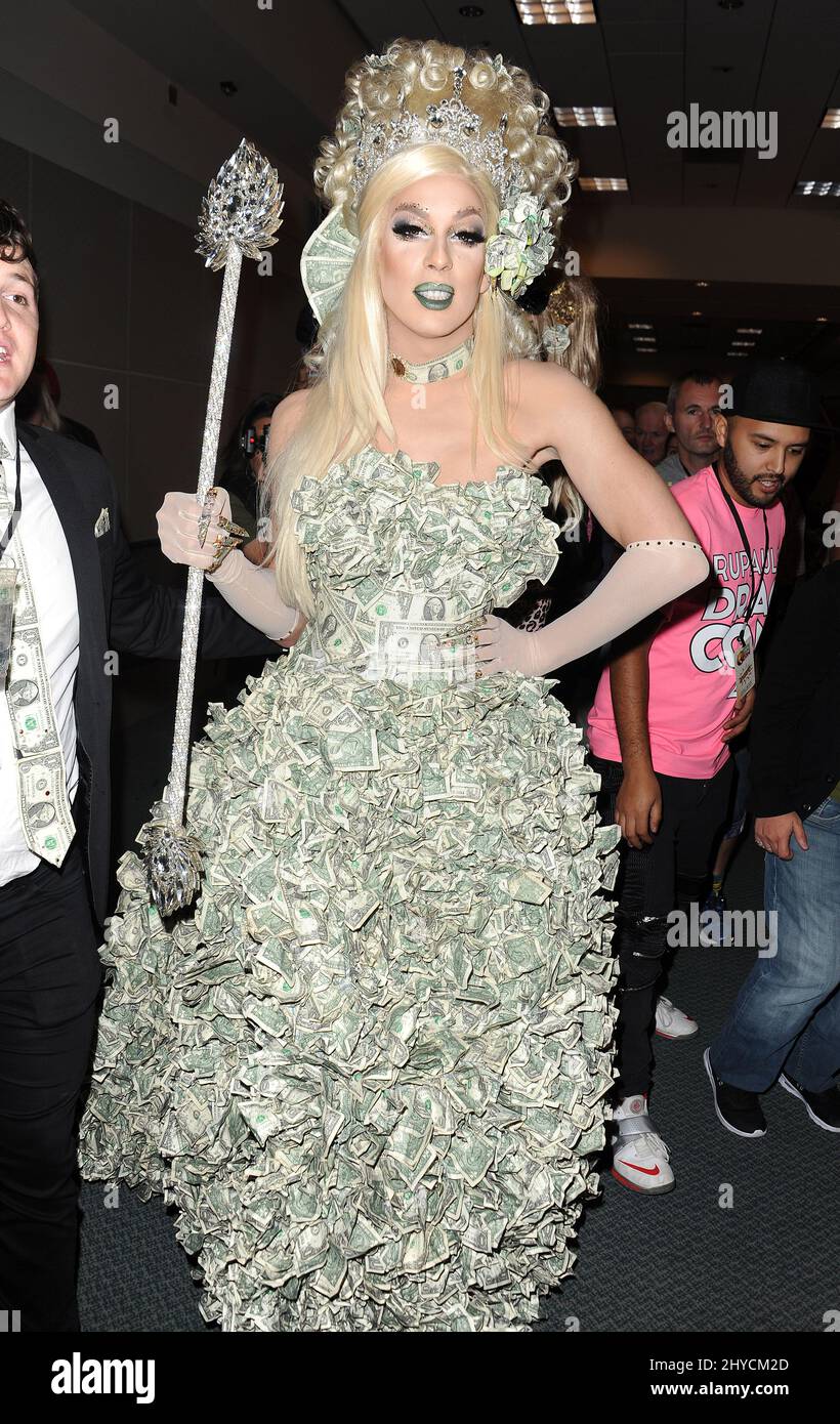 Alaska Thunderfuck 3rd Annual Rupauls Dragcon High Resolution Stock ...