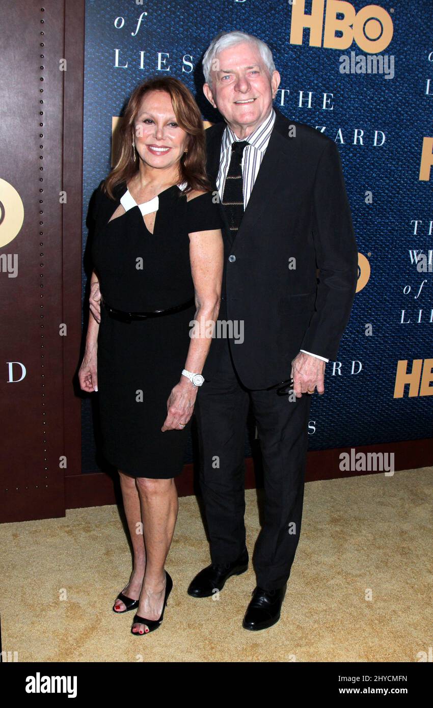 Marlo Thomas & Phil Donahue attending the 'The Wizard Of Lies' New York ...