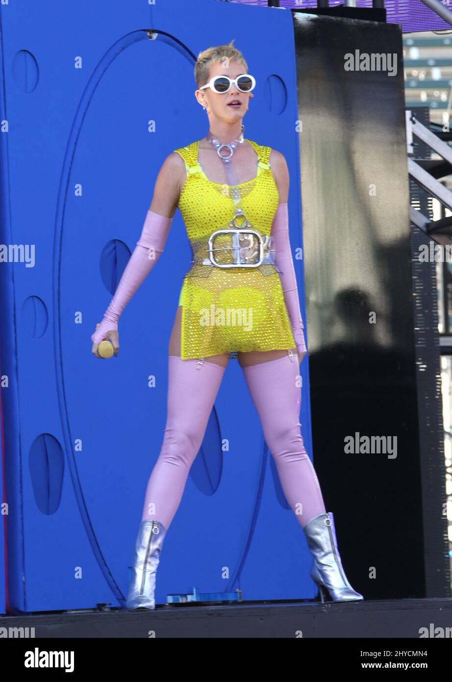 Katy perry concert hi-res stock photography and images - Alamy