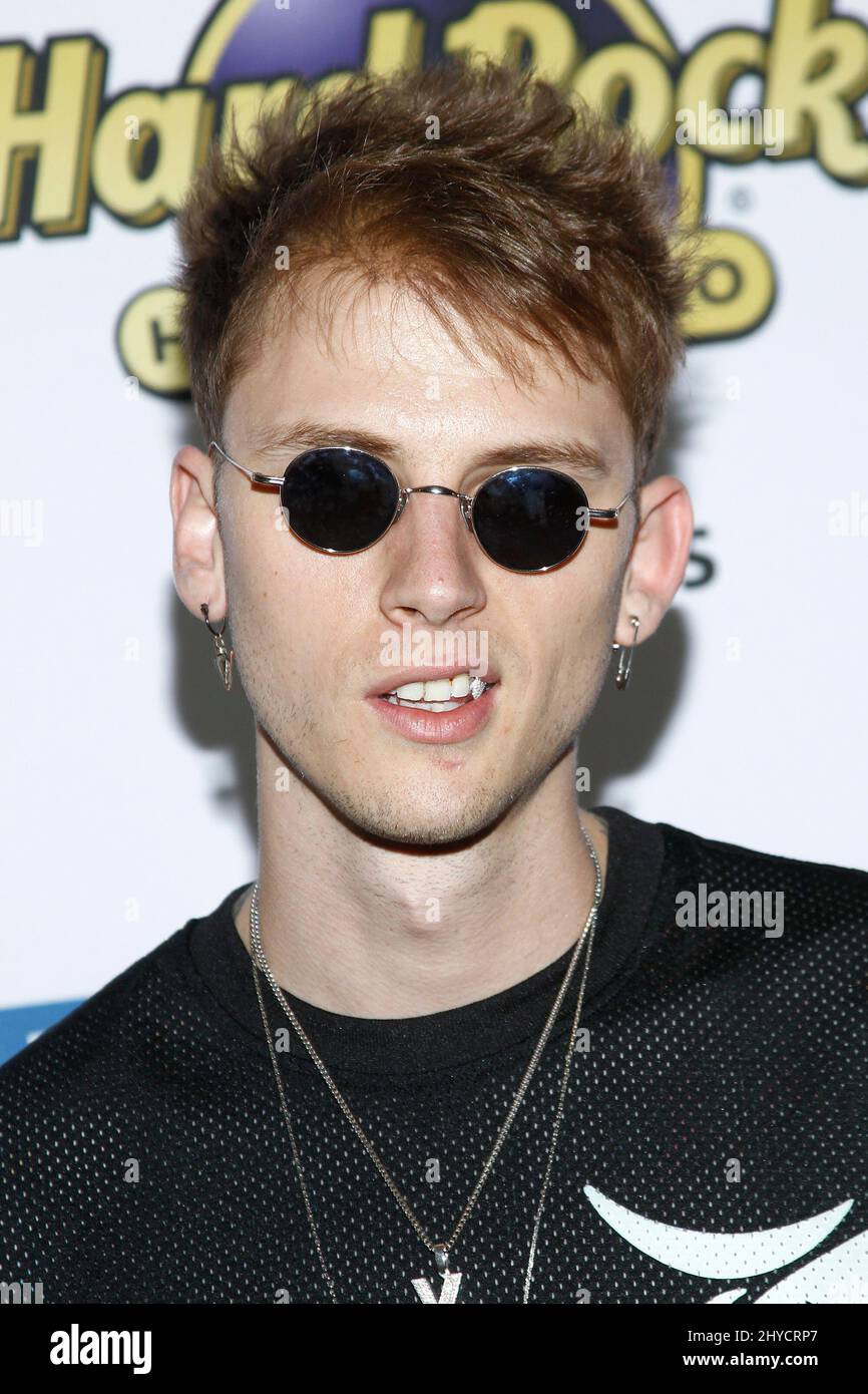 Machine Gun Kelly Machine Gun Kelly Celebrates Memorial Day Weekend at ...