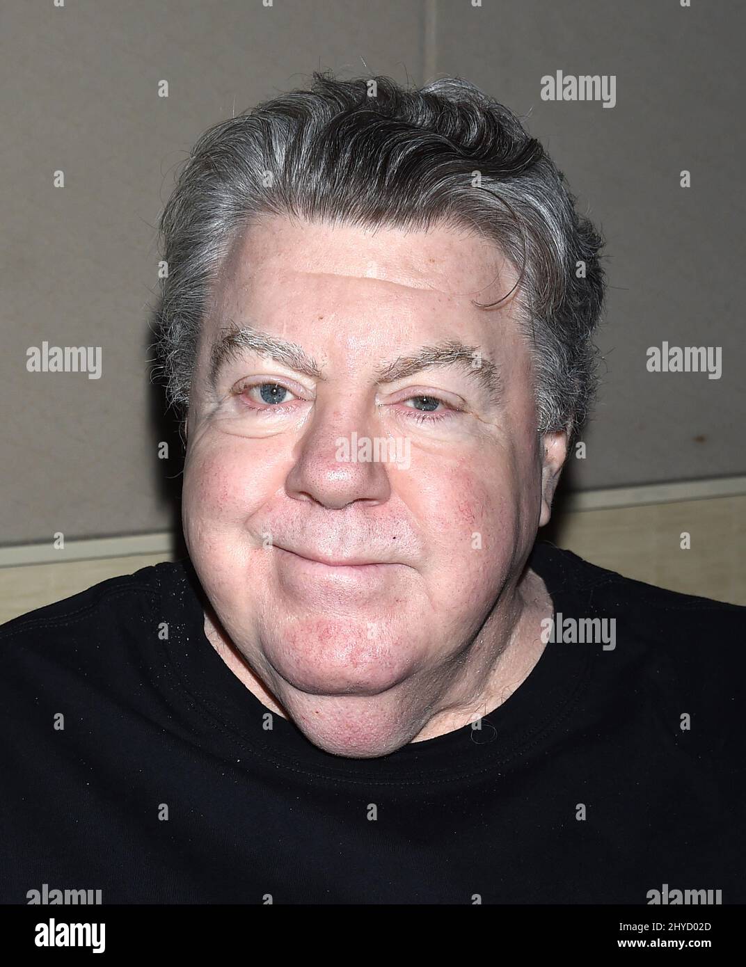 George wendt hi-res stock photography and images - Alamy