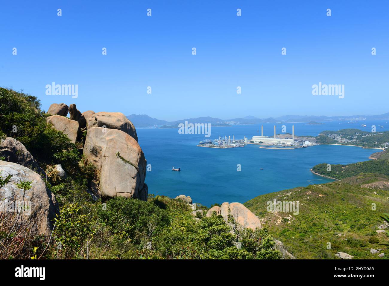 View ( from Mount Stenhouse ) of the HK Electric power station on Lamma ...