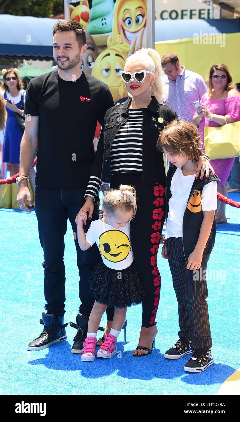 Christina Aguilera, Matthew Rutler, Max Liron Bratman, Summer Rain ...