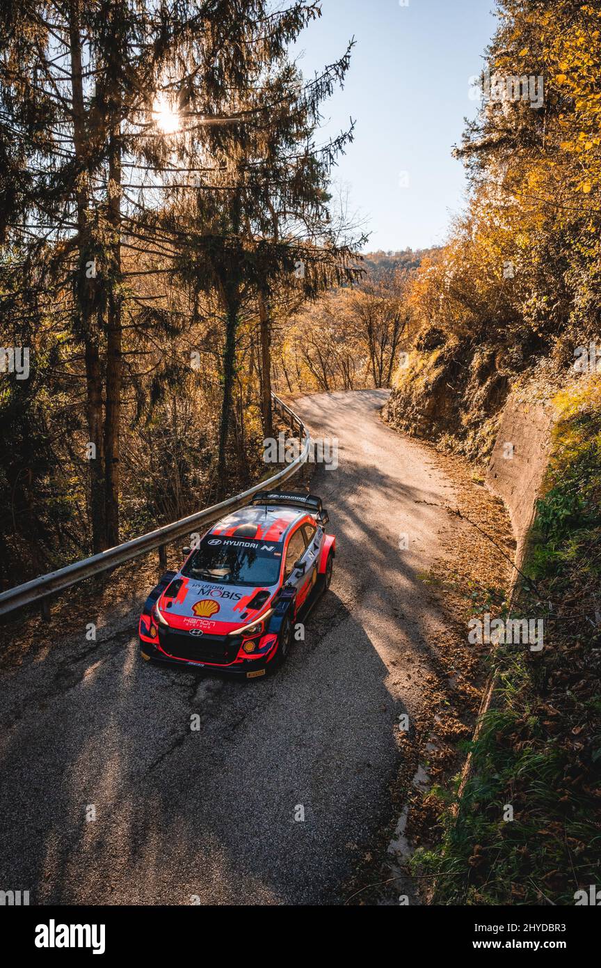 Vertical shot of a Hyundai WRC Plus in Italy Stock Photo - Alamy