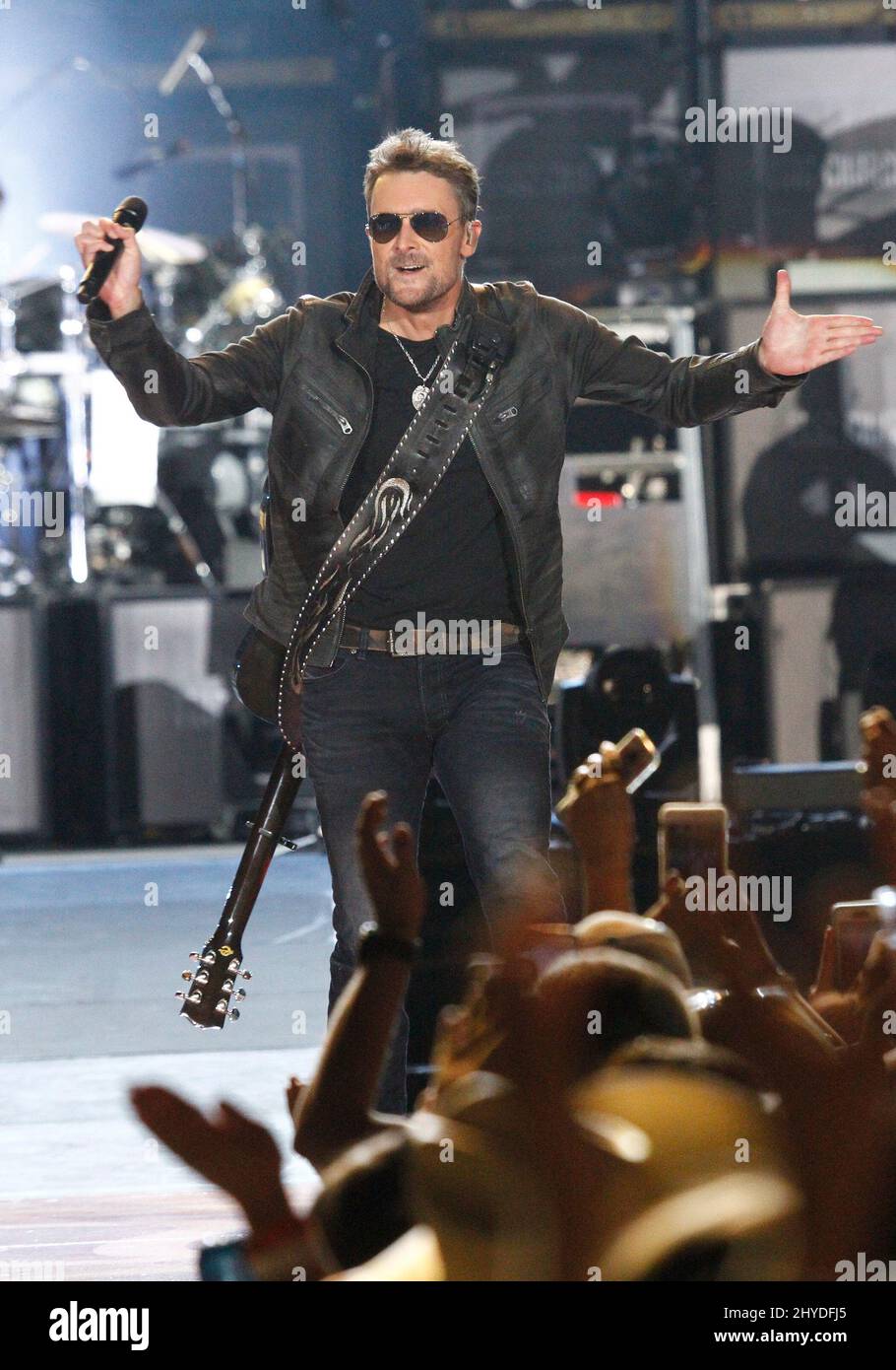Eric church performing hi-res stock photography and images - Alamy