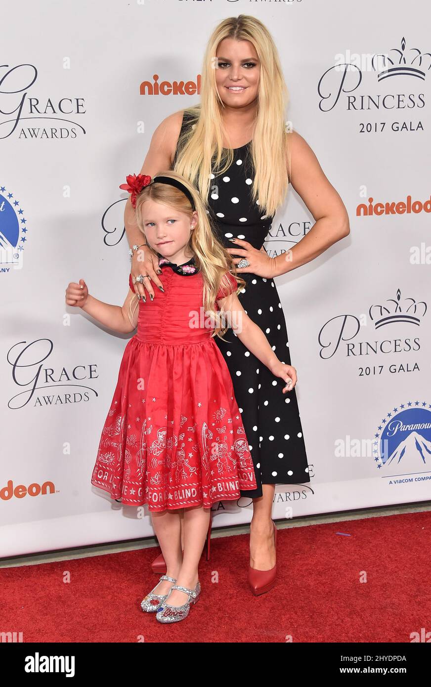 Jessica simpson and maxwell johnson hi-res stock photography and images ...