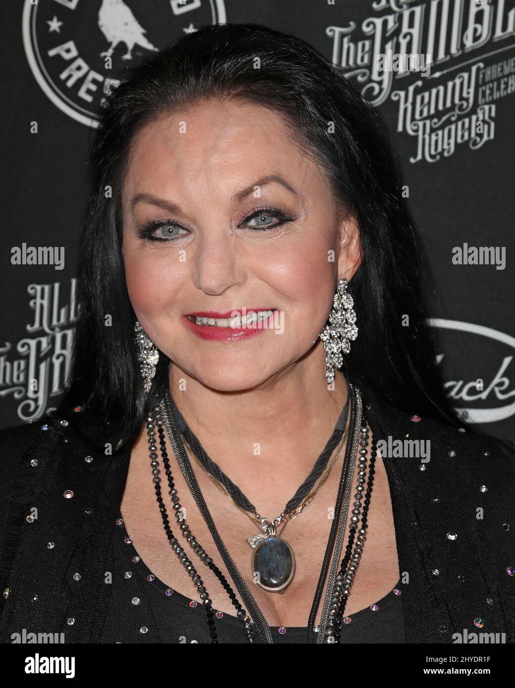 Crystal gayle hi-res stock photography and images - Alamy