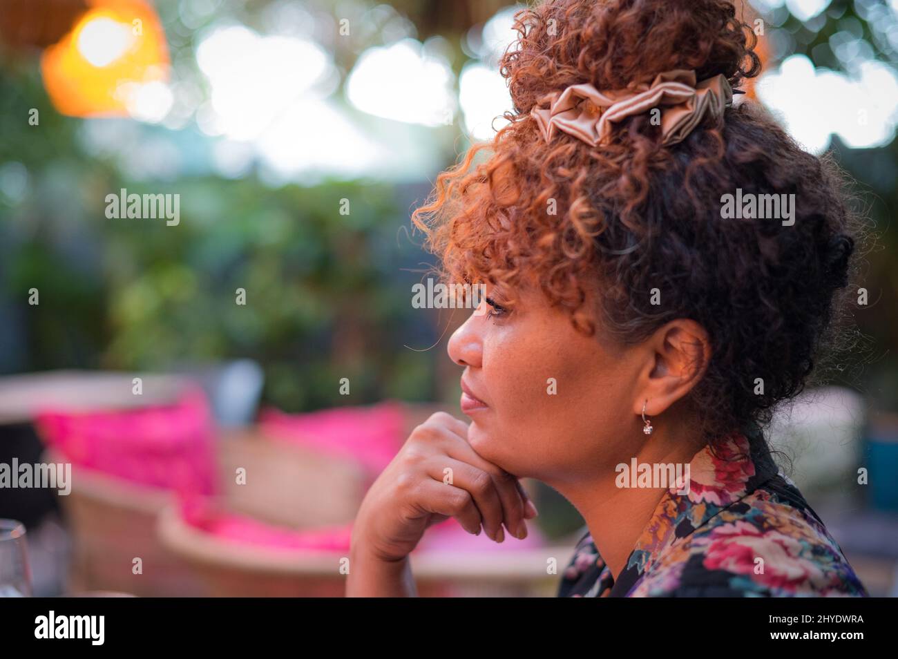 Attractive women in side face hi-res stock photography and images - Alamy