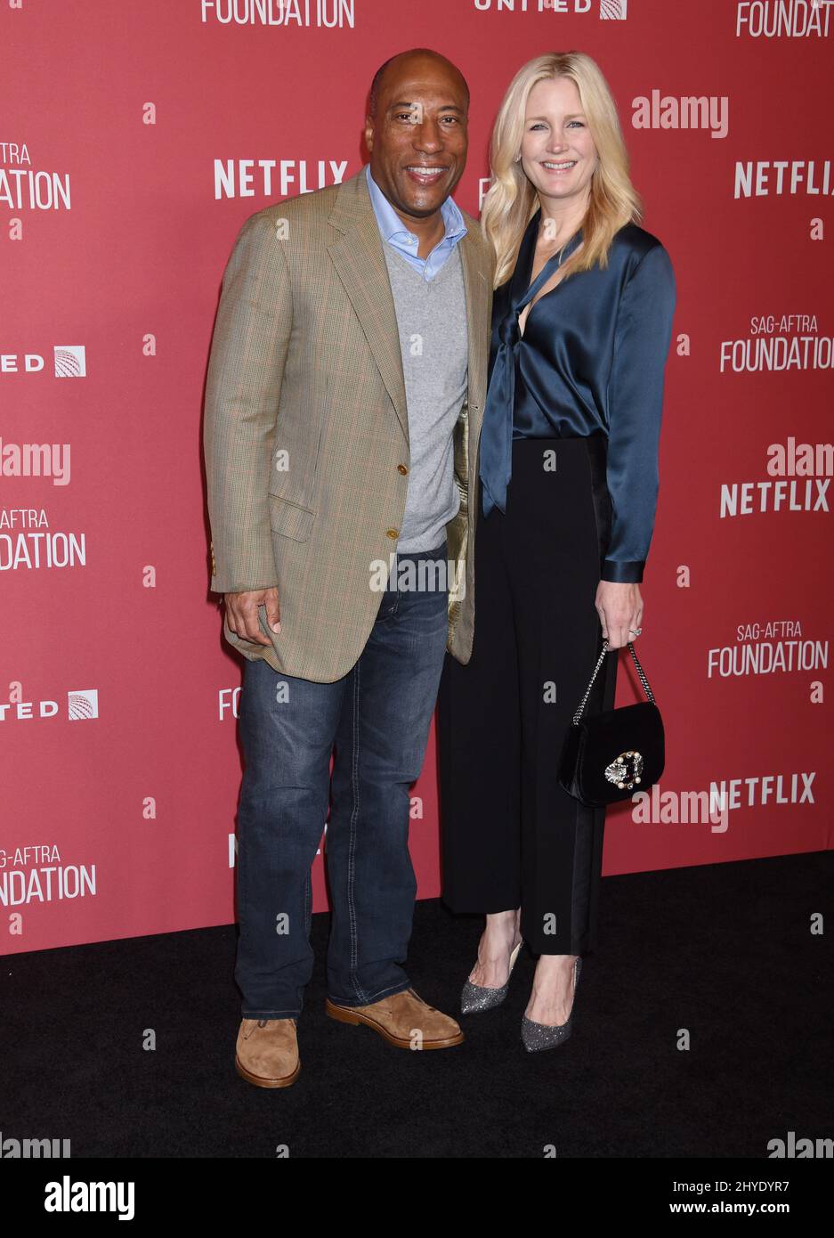 Byron allen jennifer lucas hi-res stock photography and images - Alamy