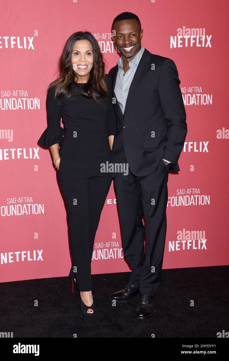 Sean Patrick Thomas Frau Sean Patrick Thomas & Wife — Stock