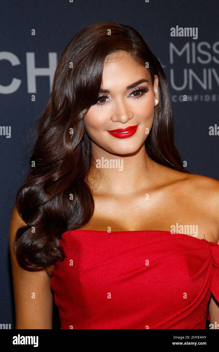 Pia Wurtzbach on the red carpet during the The 66th Miss Universe ...