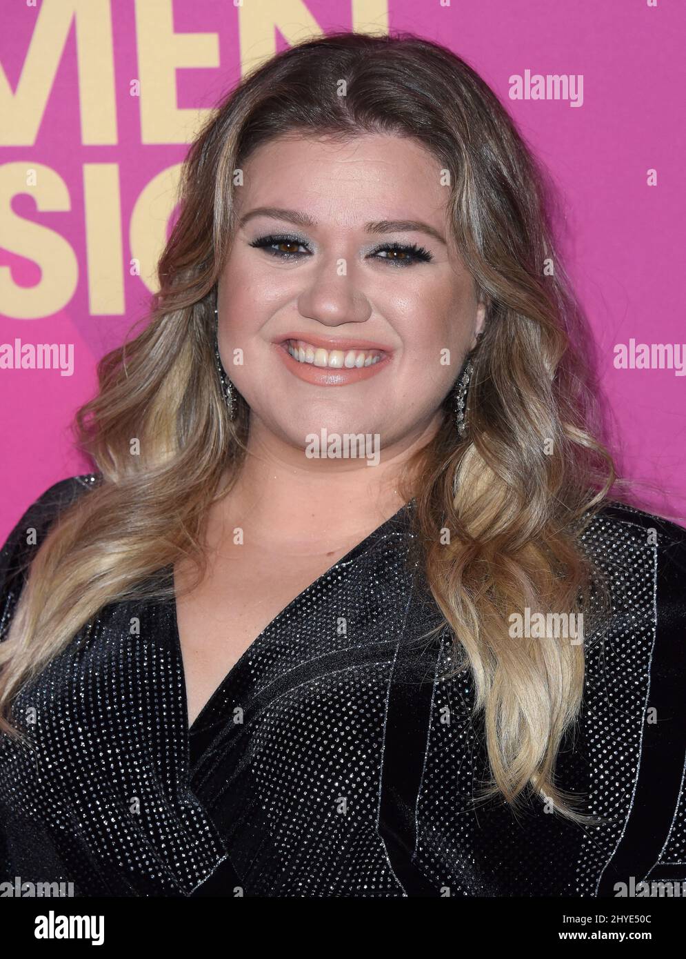 Kelly Clarkson attending the Billboard Women in Music 2017 event at the ...
