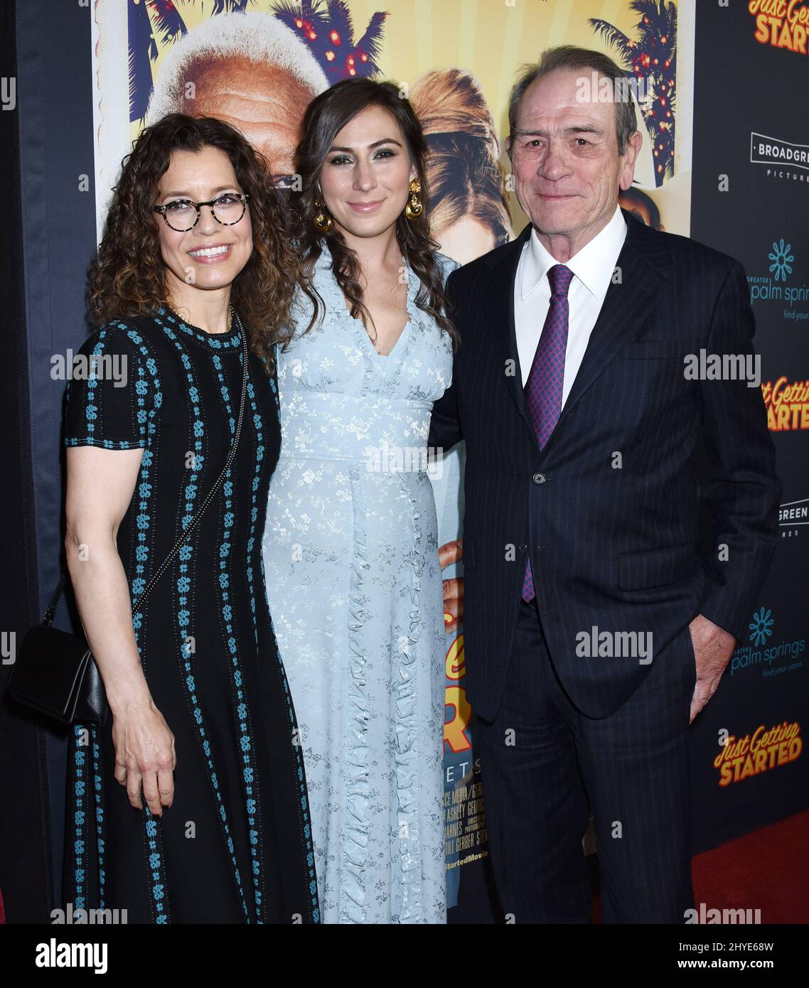 Tommy Lee Jones, Dawn Jones and Victoria Jones attending premiere of ...