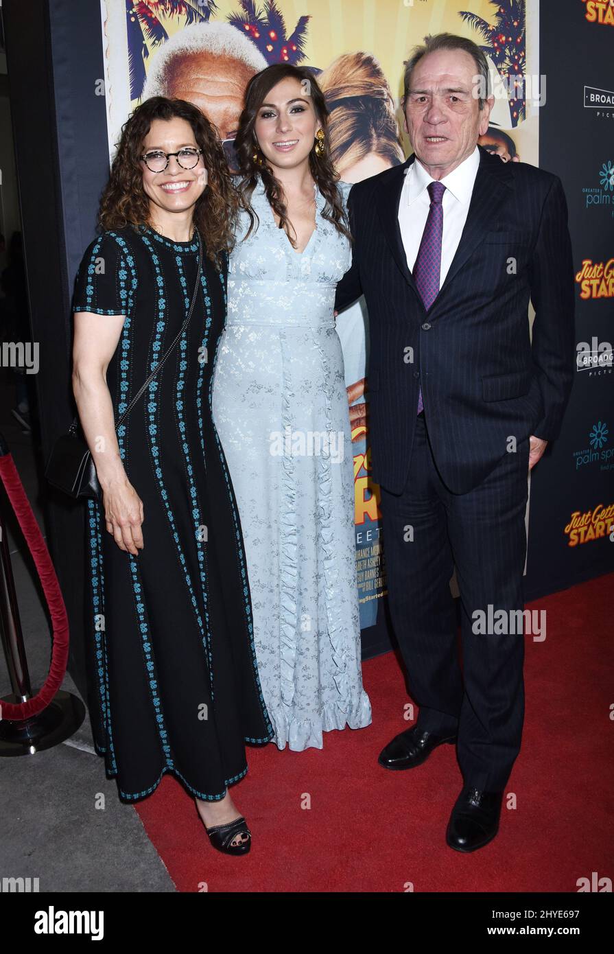 Tommy Lee Jones, Dawn Jones and Victoria Jones attending premiere of ... Tommy Lee Jones, Dawn Jones and Victoria Jones attending premiere of ...