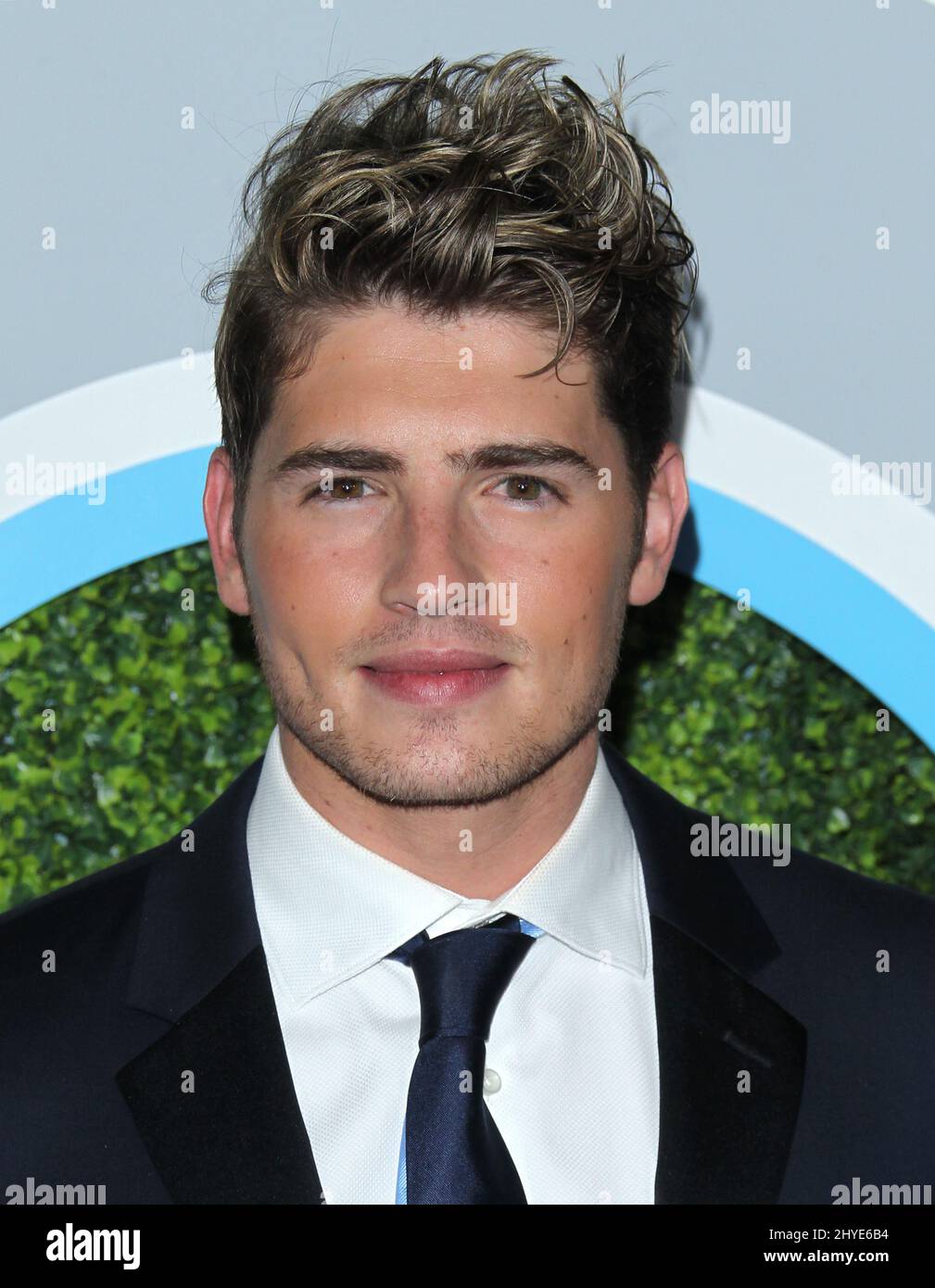 Gregg Sulkin And Debby Ryan
