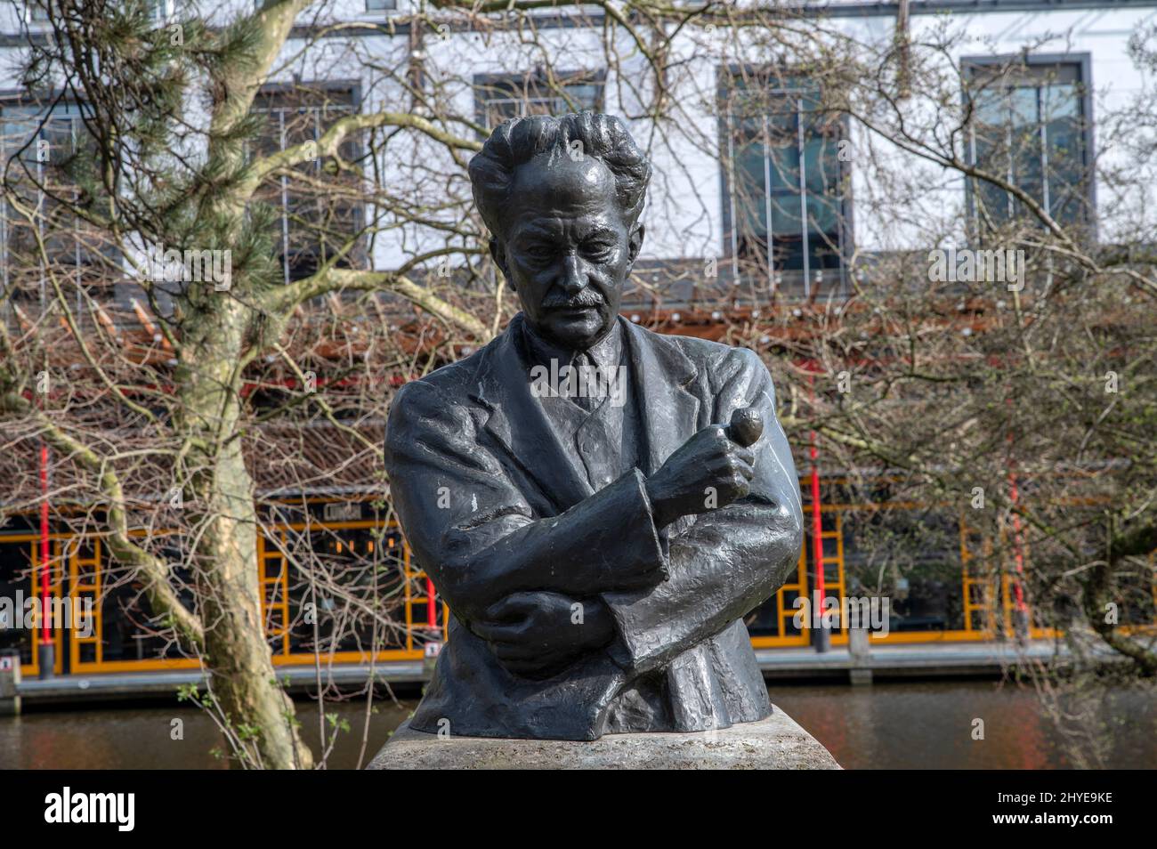Bronze Statue Of Arthur Van Schendel At Amsterdam The Netherlands 13-3 ...